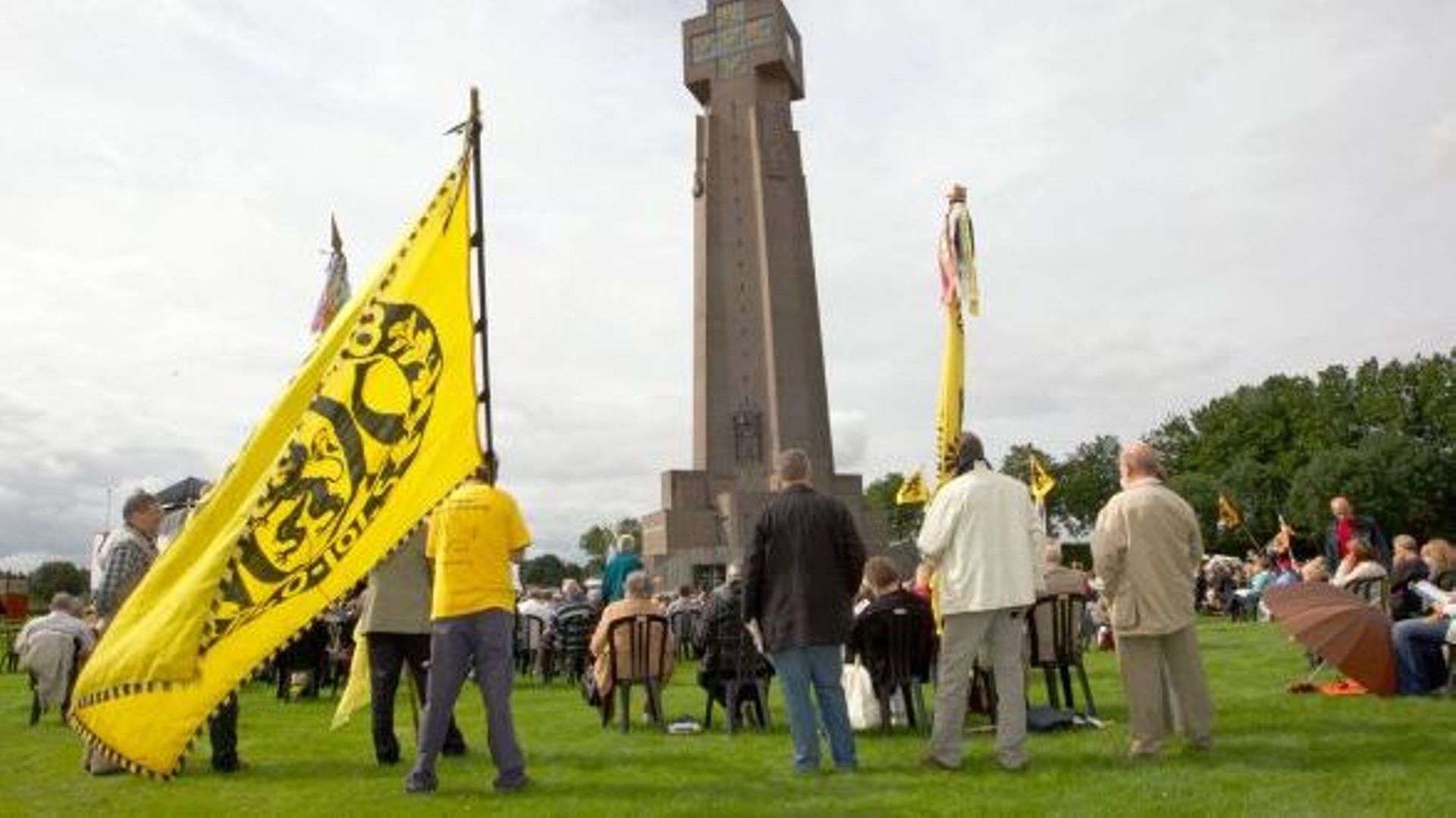 Le pèlerinage de l'Yser est de moins en moins radical - RTBF Actus