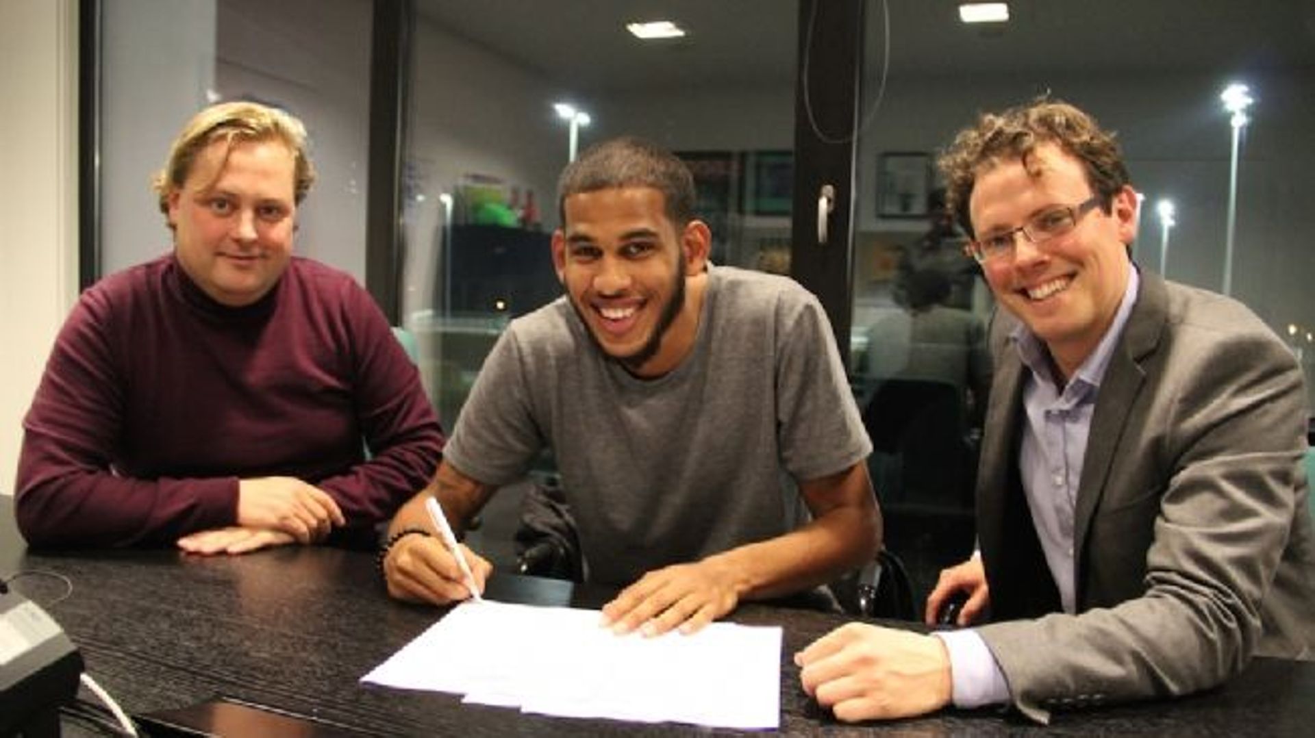 Haroun engagé par le Cercle de Bruges - RTBF Actus