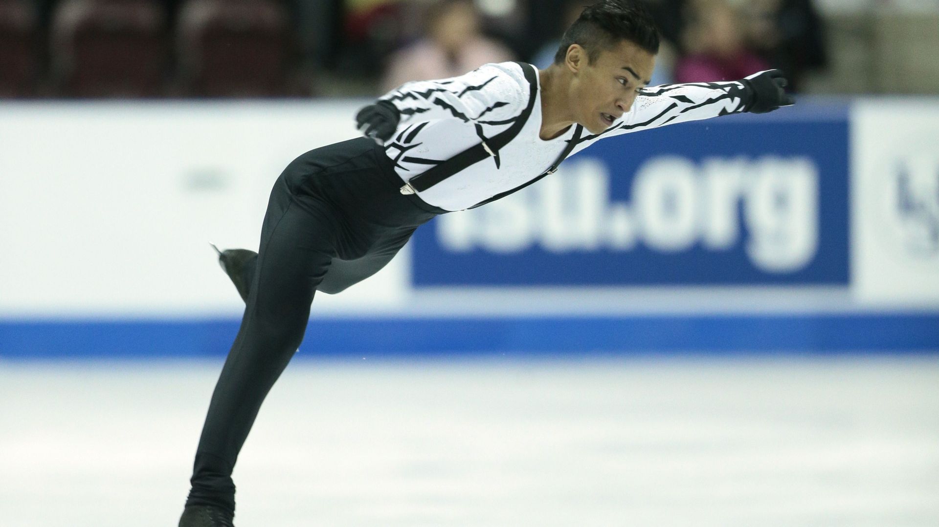Amodio en tête après le programme court - RTBF Actus