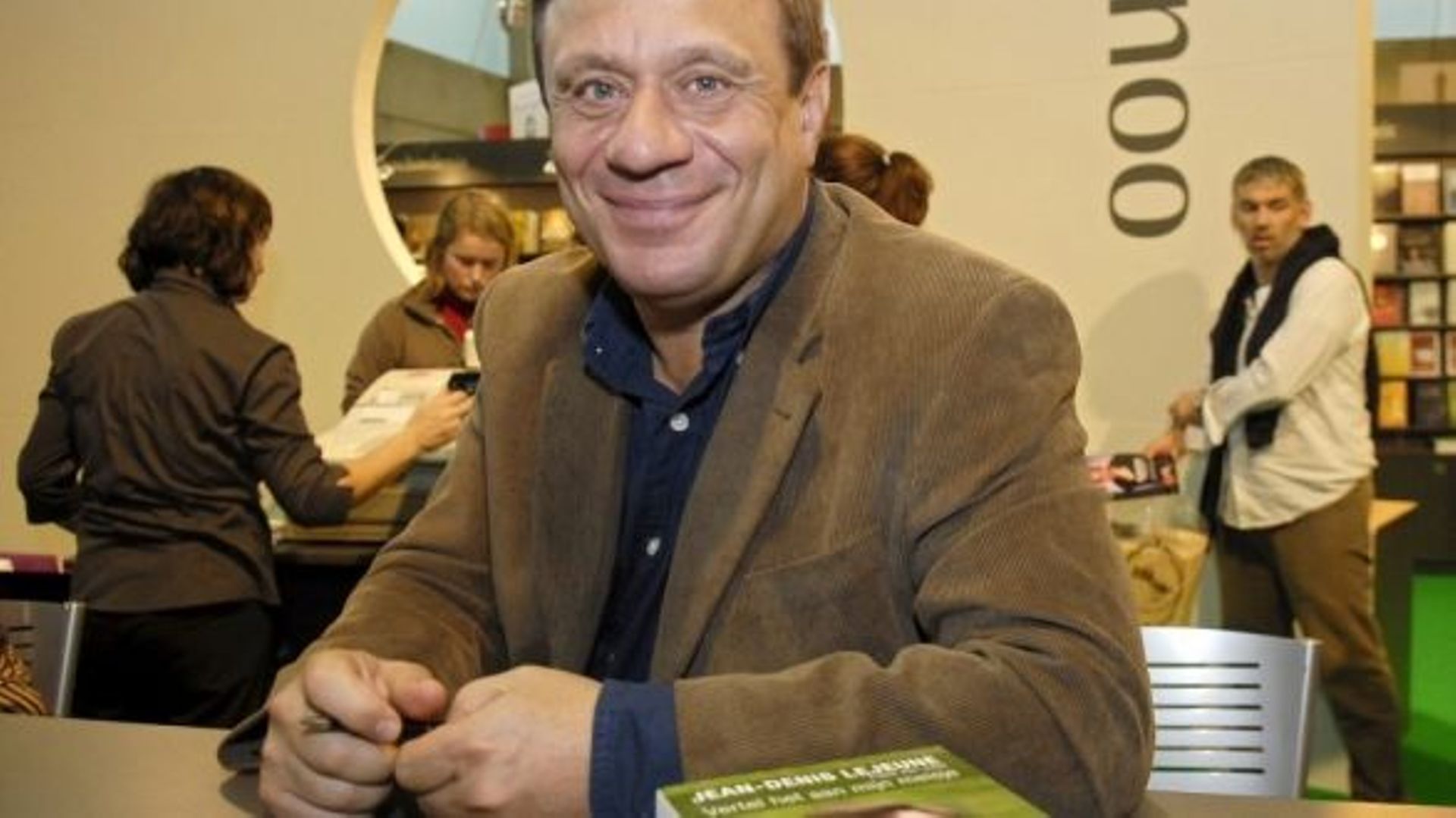 Les privilèges contestés de Jean-Denis Lejeune - RTBF Actus