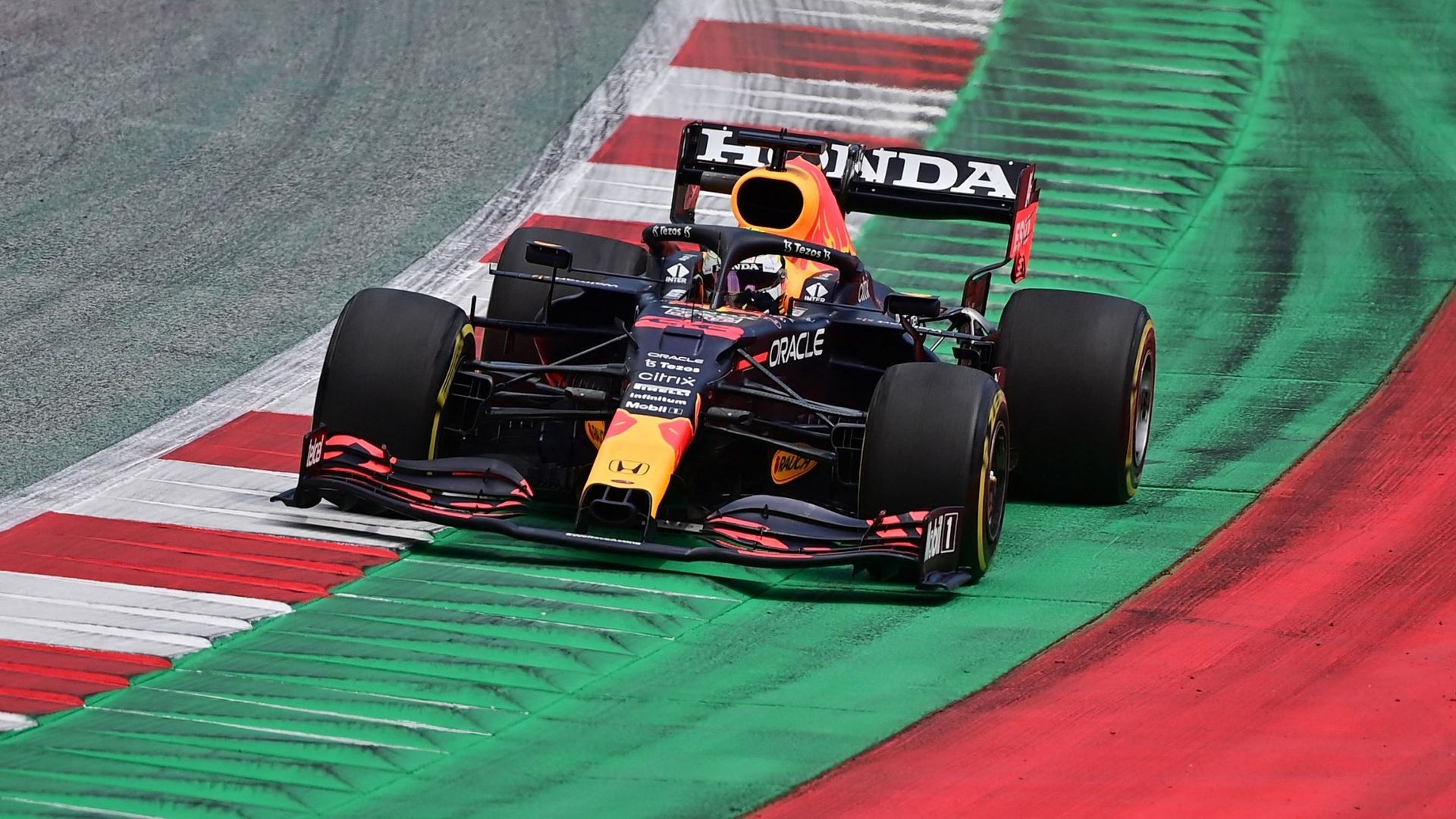 F1 Styrie : Verstappen signe une 2è pole consécutive devant Bottas et ...