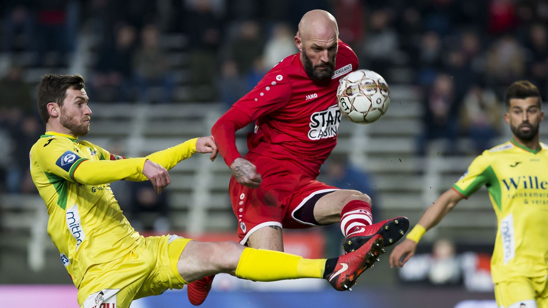 Nul blanc entre Ostende et l'Antwerp, dont la place en play-offs I est ...