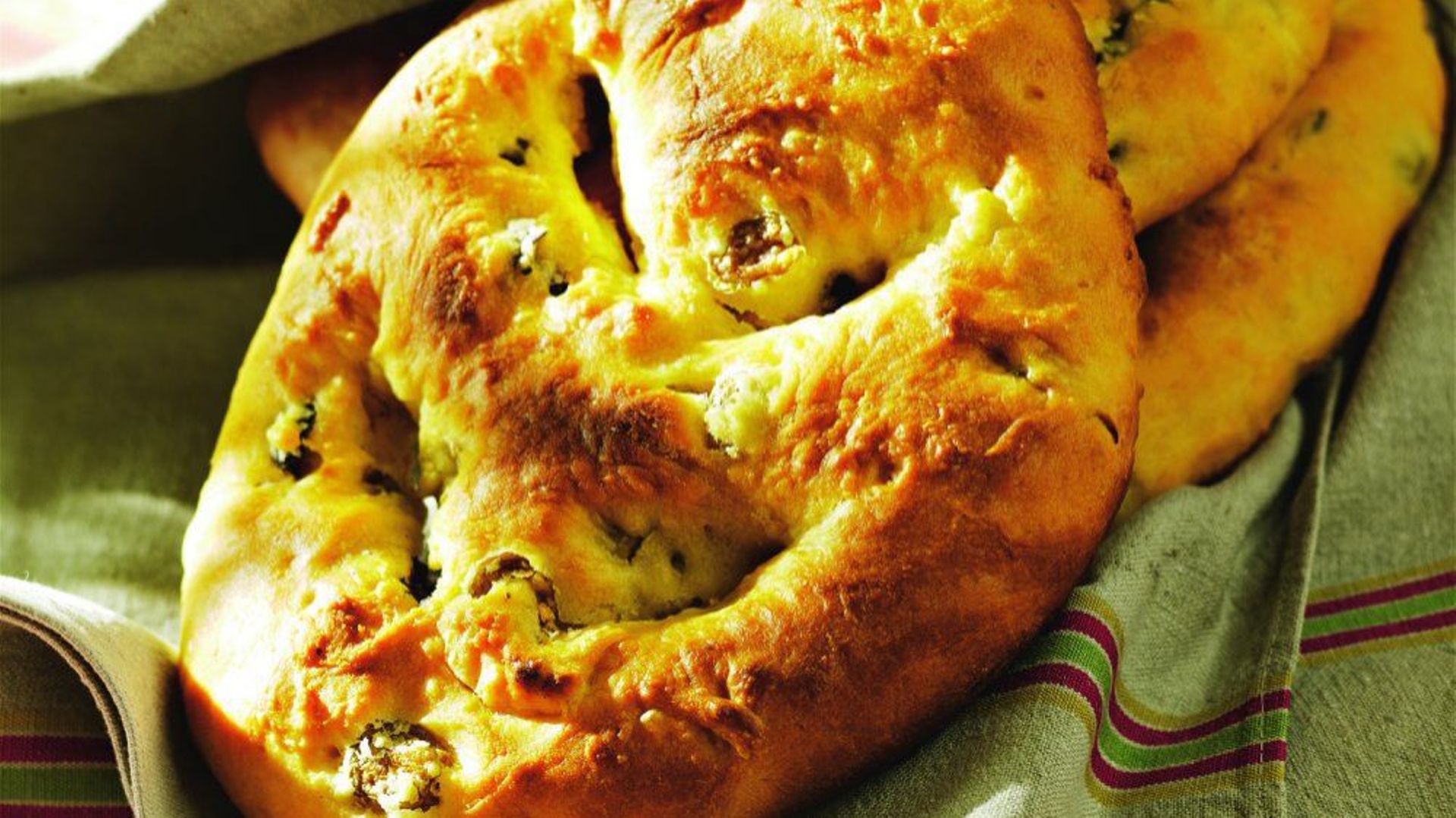 Fougasse aux olives et aux herbes de Provence de Dominique - RTBF Actus