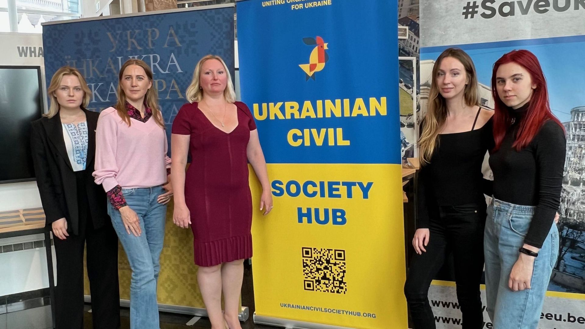 Виставка 'Українка' в Українському хабі у Брюсселі | Exposition ...