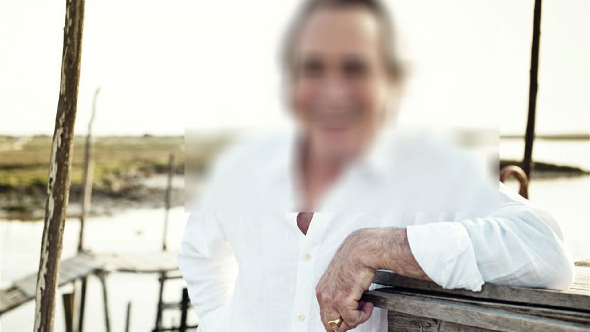 Quel chanteur se cache derrière Philippe Durand de la Villejegu du ...