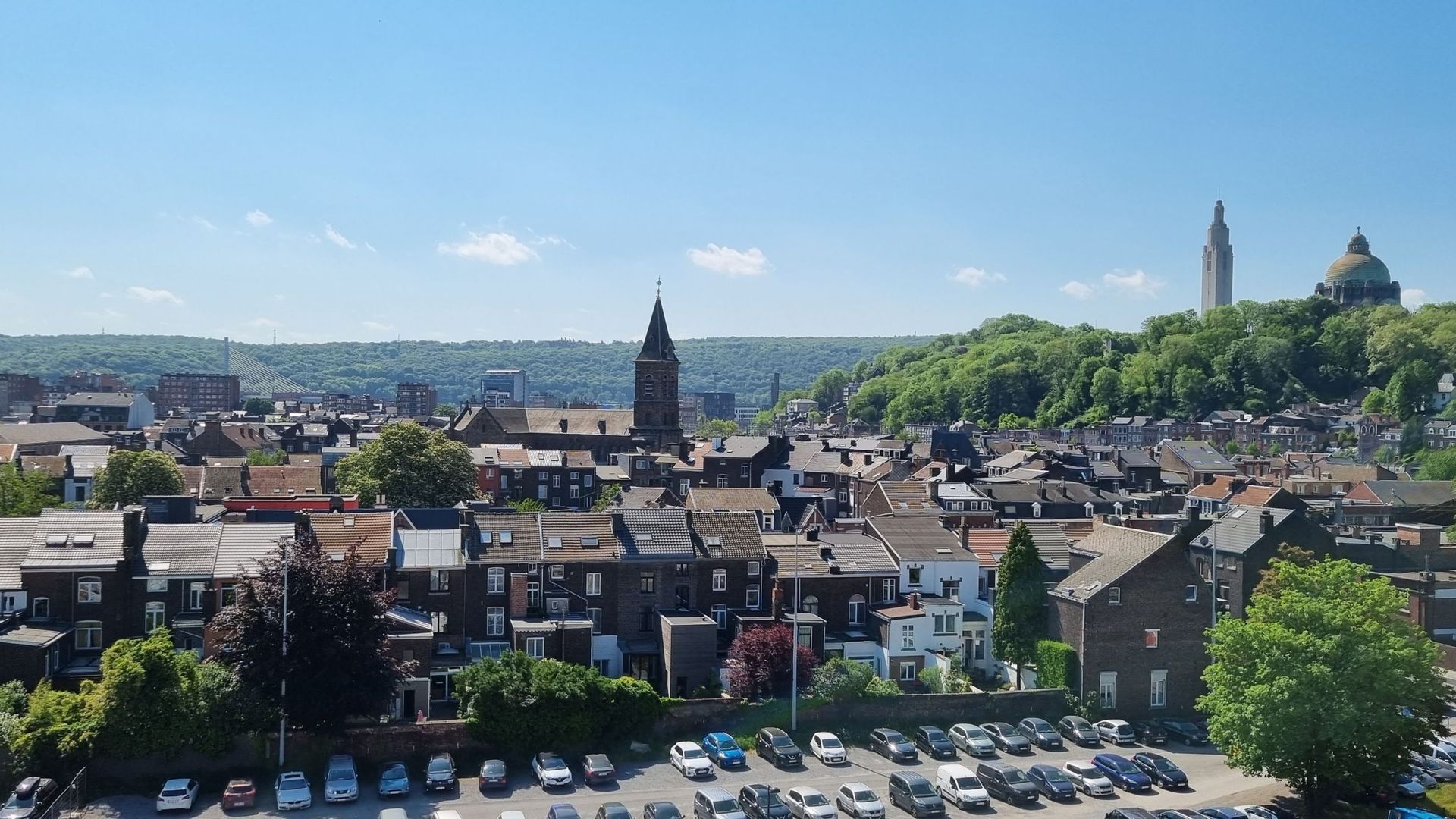 L’hôtel Yust et son roof top s’installent en face des Guillemins - RTBF ...