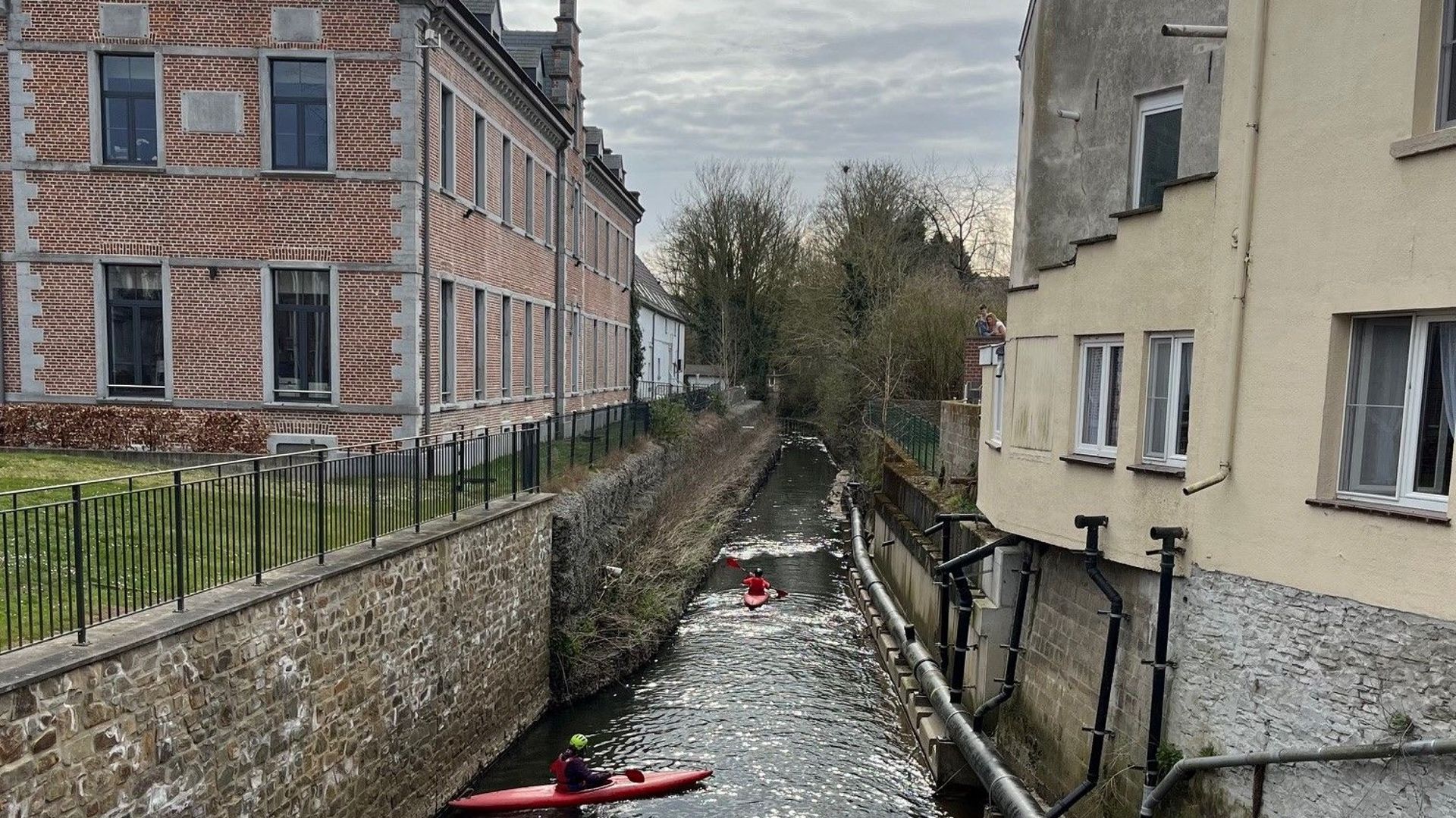 Descente de la Senne en kayak : entre découverte, sensibilisation et ...