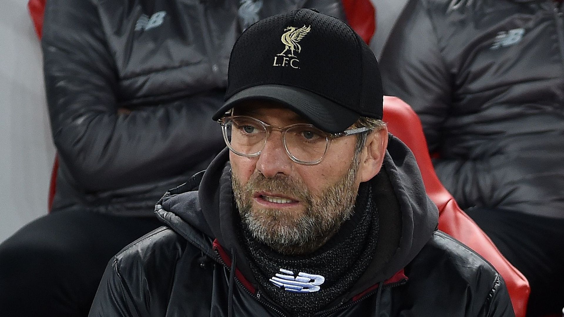 Klopp cherche des solutions dans défense, affaiblie par les blessures ...