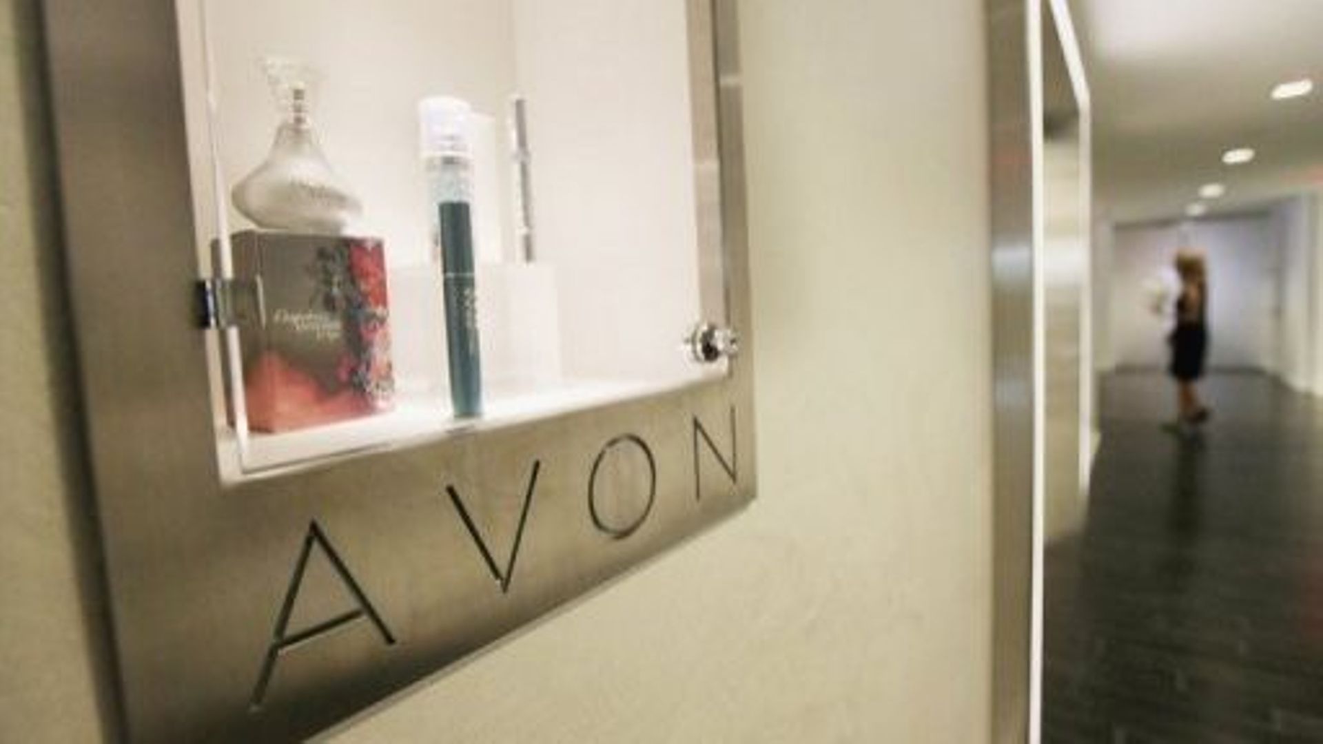 Coty lance un ultimatum à Avon et lui fait une 'dernière' offre à 10,69 ...