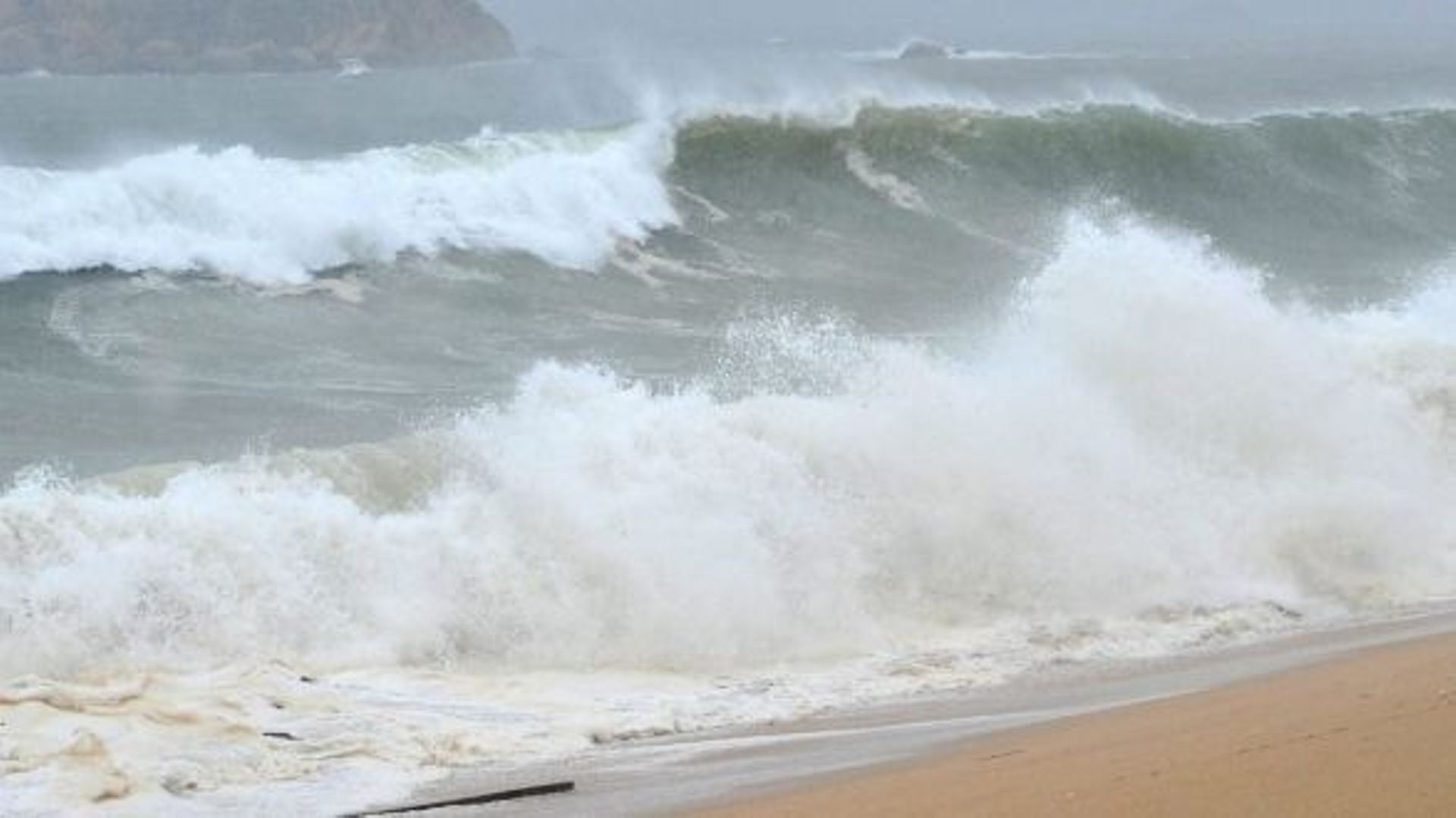 Cyclone Oli: Tahiti et Moorea en alerte rouge - rtbf.be