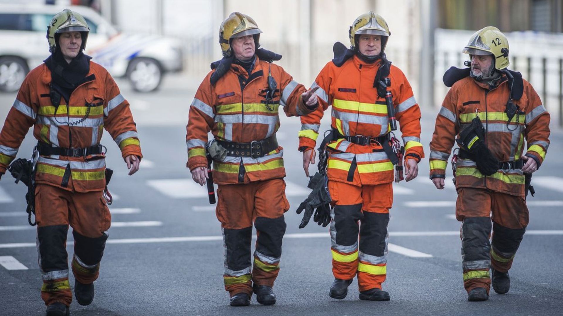 Les pompiers bruxellois libèrent une adolescente coincée dans un ...