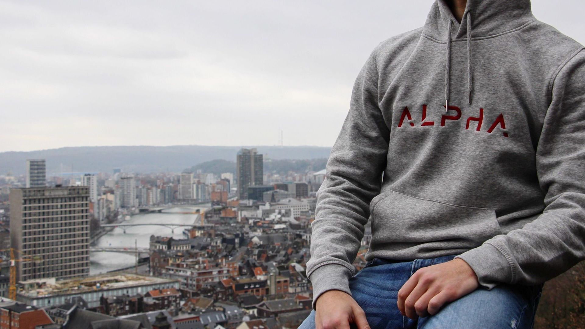 Alpha Minds : une toute nouvelle marque de prêt-à-porter Liégeoise - RTBF Actus