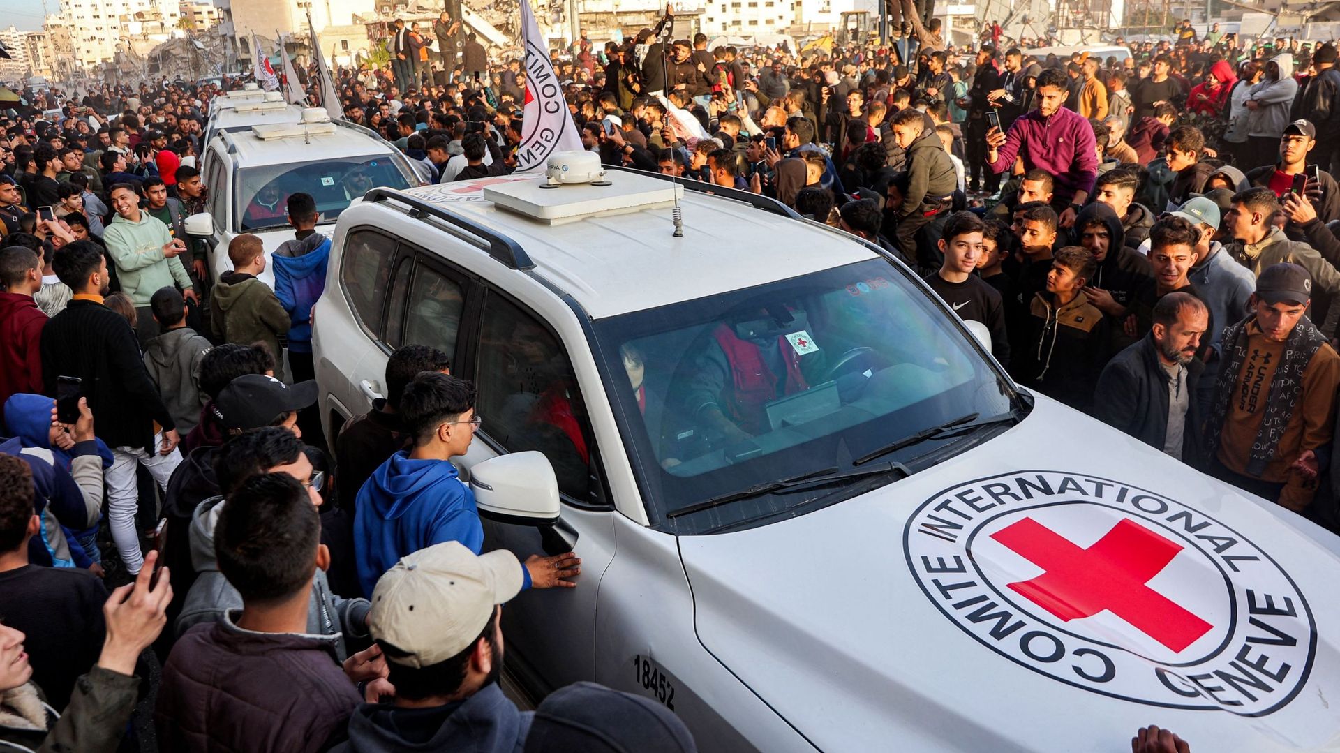 Libération des otages israéliens et des prisonniers palestiniens : le CICR appelle à des ...