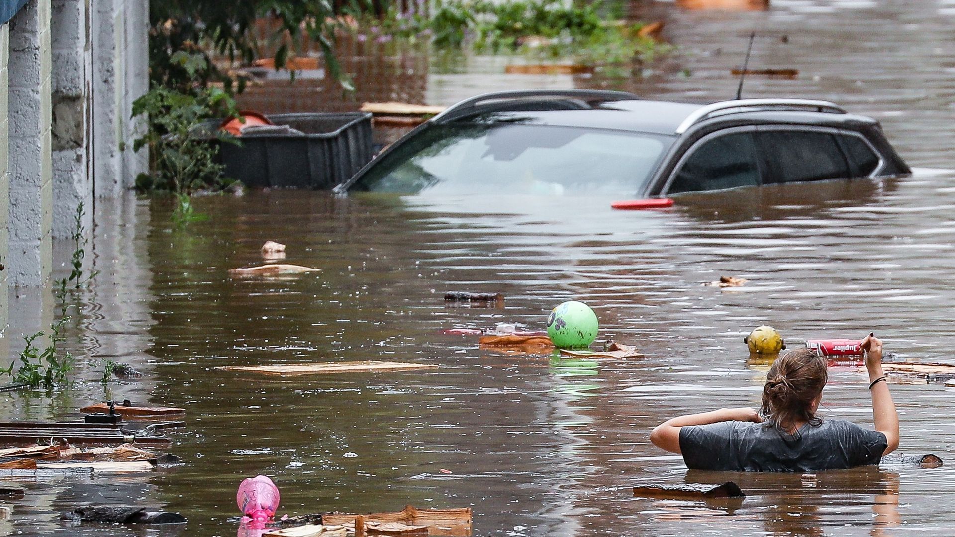 Décès à 78 ans de Jan Zeeman, le fondateur de la chaîne aux 1300 ...