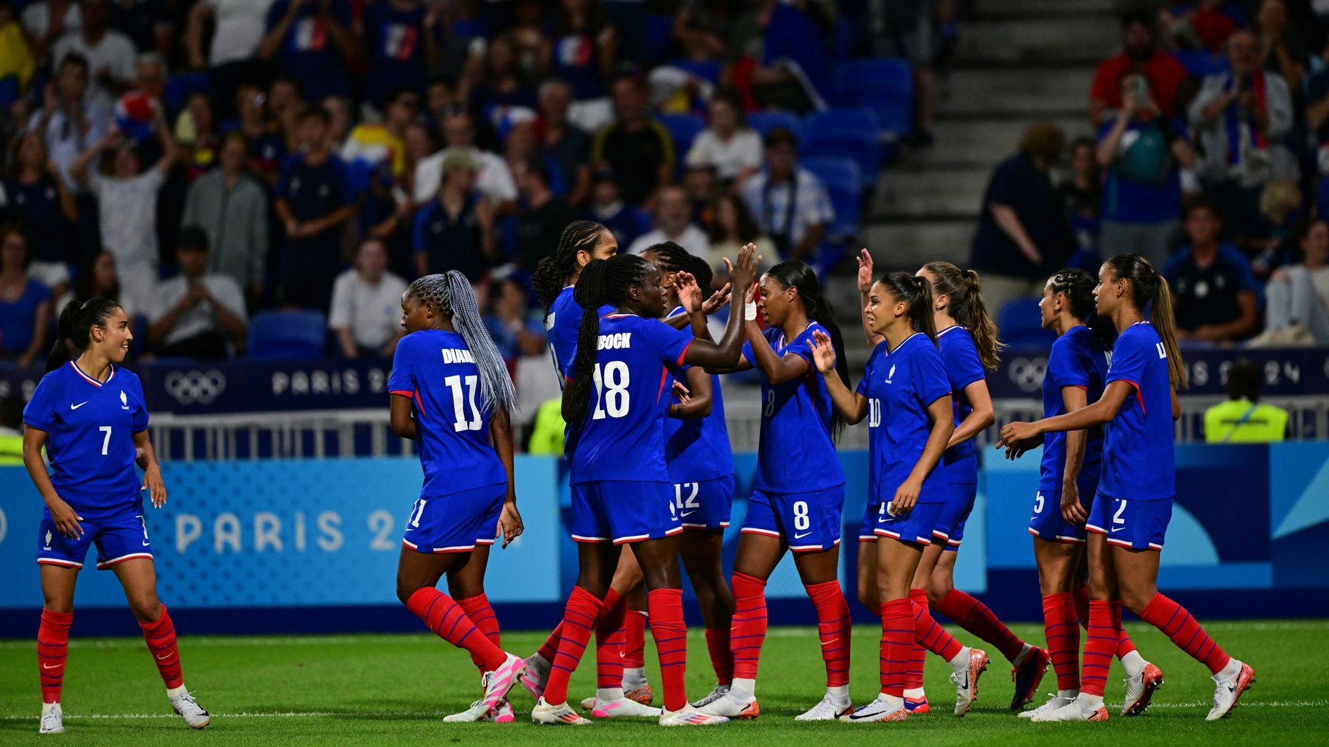 JO Paris 2024 : les Bleues se font très (très) peur mais s’imposent pour leur entrée en lice ...