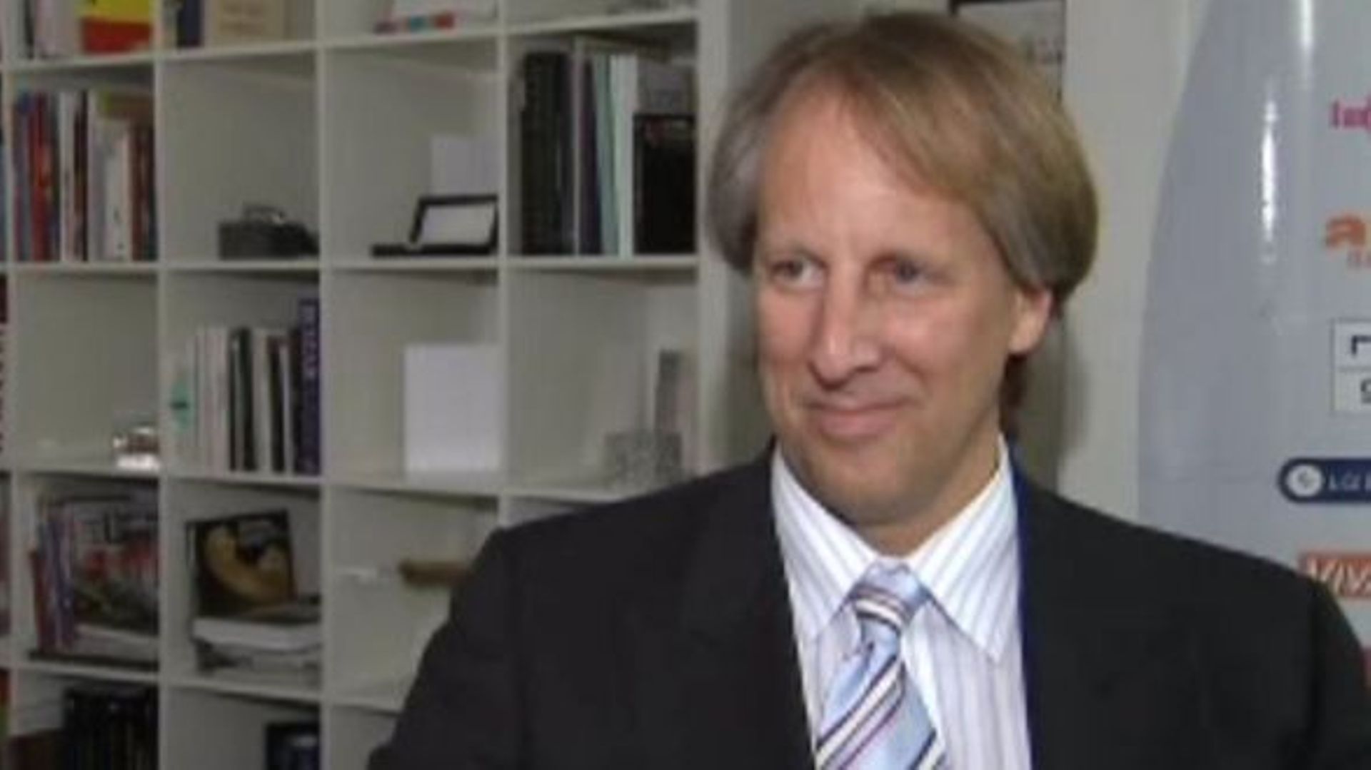 Rod Beckstrom: rencontre avec le 'patron' de l'internet - RTBF Actus