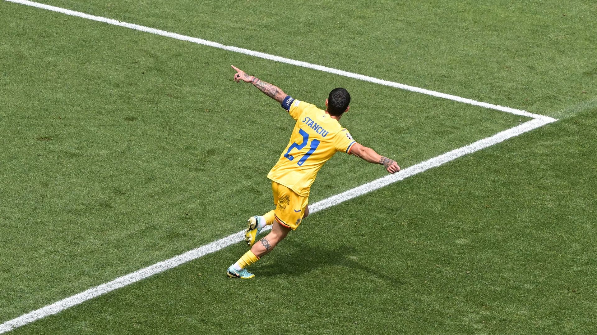 Euro 2024 – Roumanie – Ukraine : l’ex-Anderlechtois Stanciu nettoie la ...