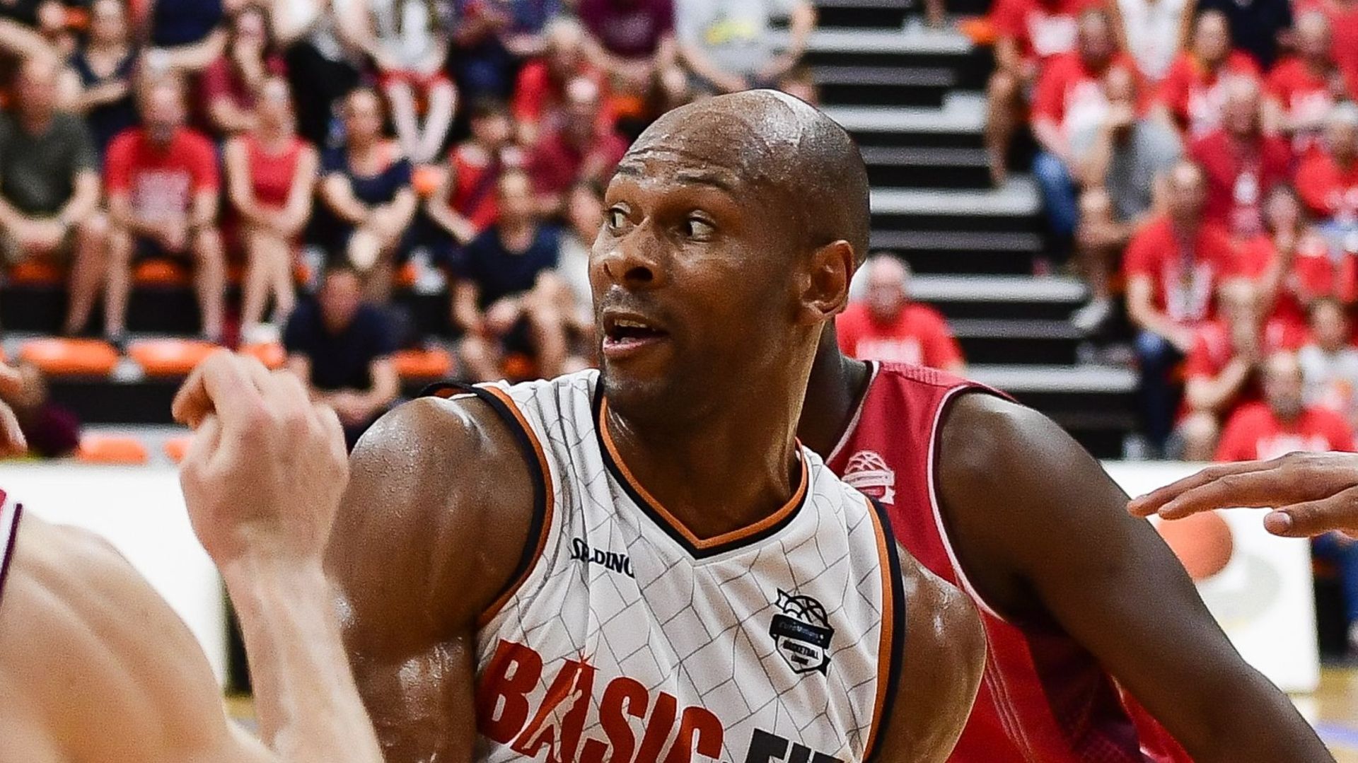 Guy Muya est le nouveau manager sportif des Antwerp Giants - RTBF Actus