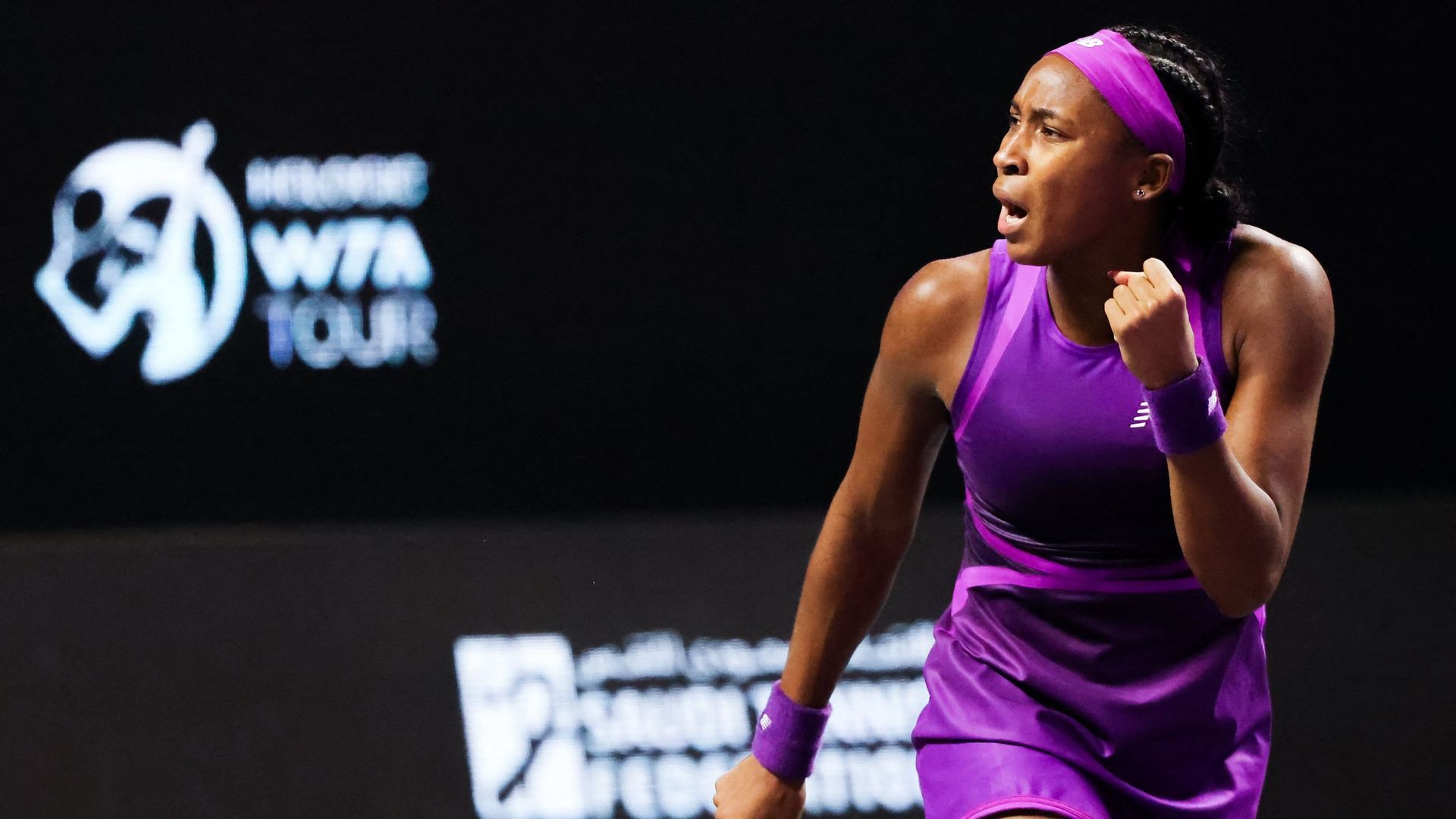 Gauff écarte Zheng au bout du suspense et s’offre les WTA Finals pour ...