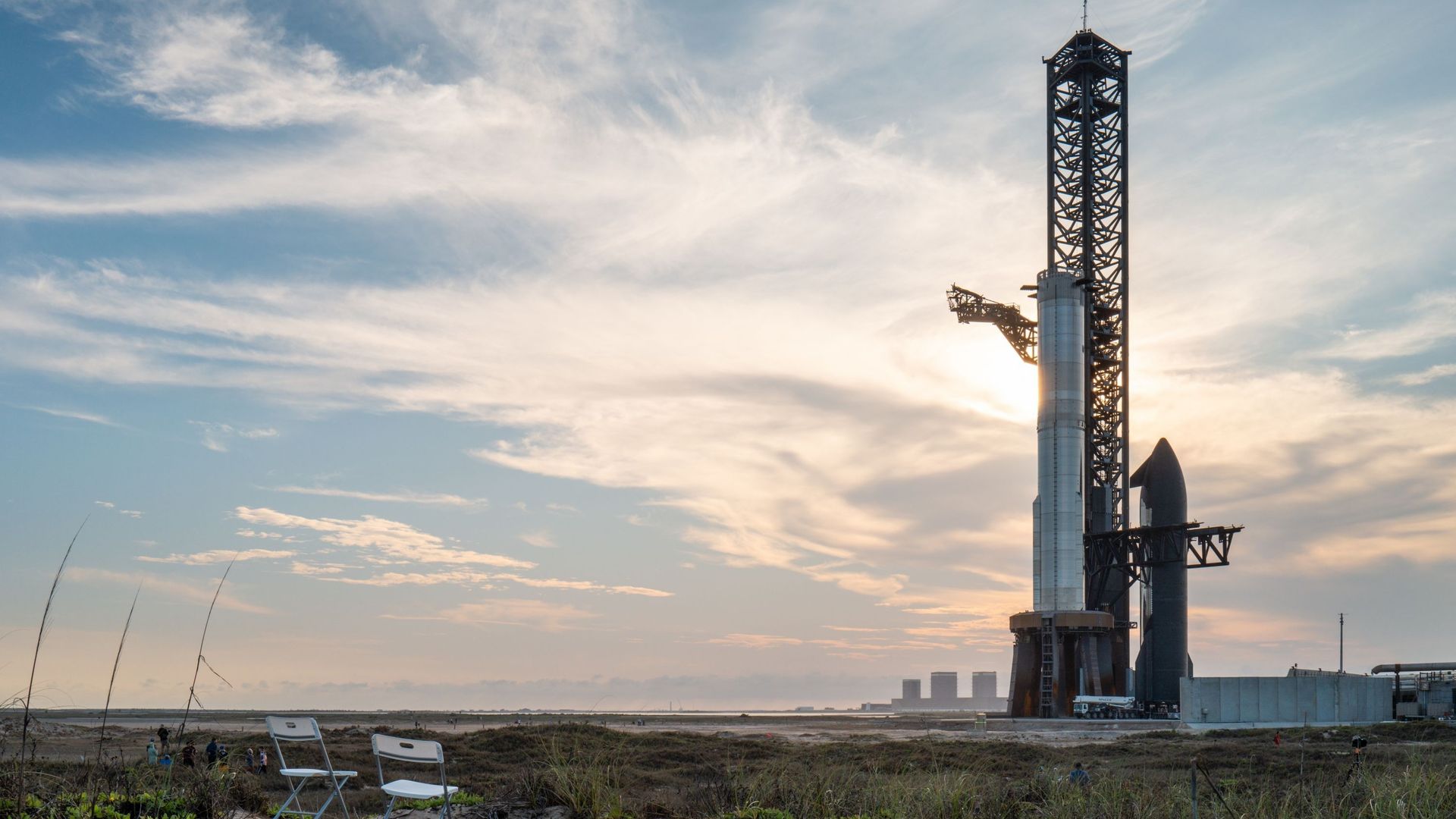 Starship Launch Delayed: Weather Holds Up Mega-Rocket 🚀 - NewsyList