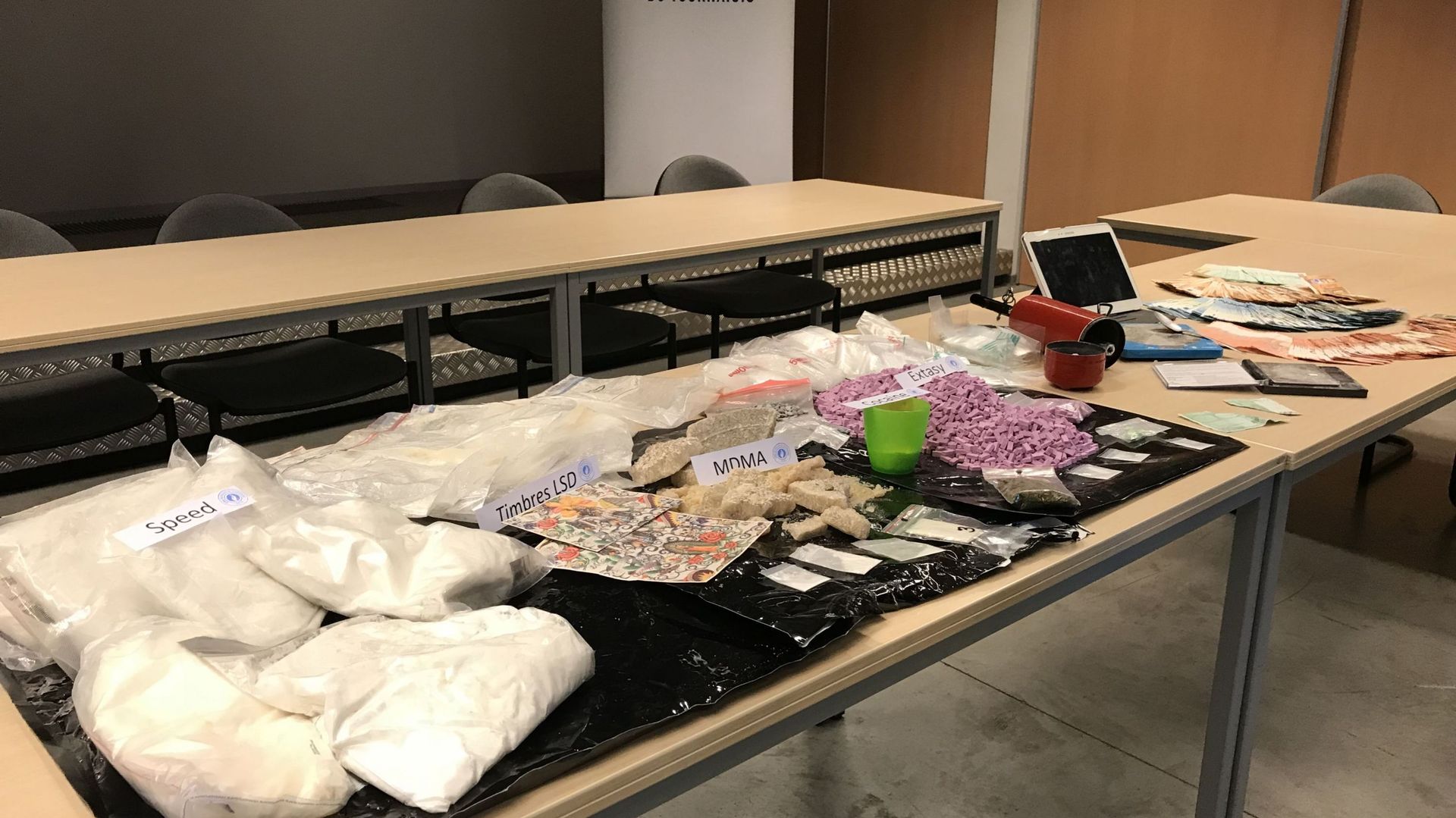 Tournai: speed, extasy, LSD, MDMA... un trafic de drogues démantelé ...