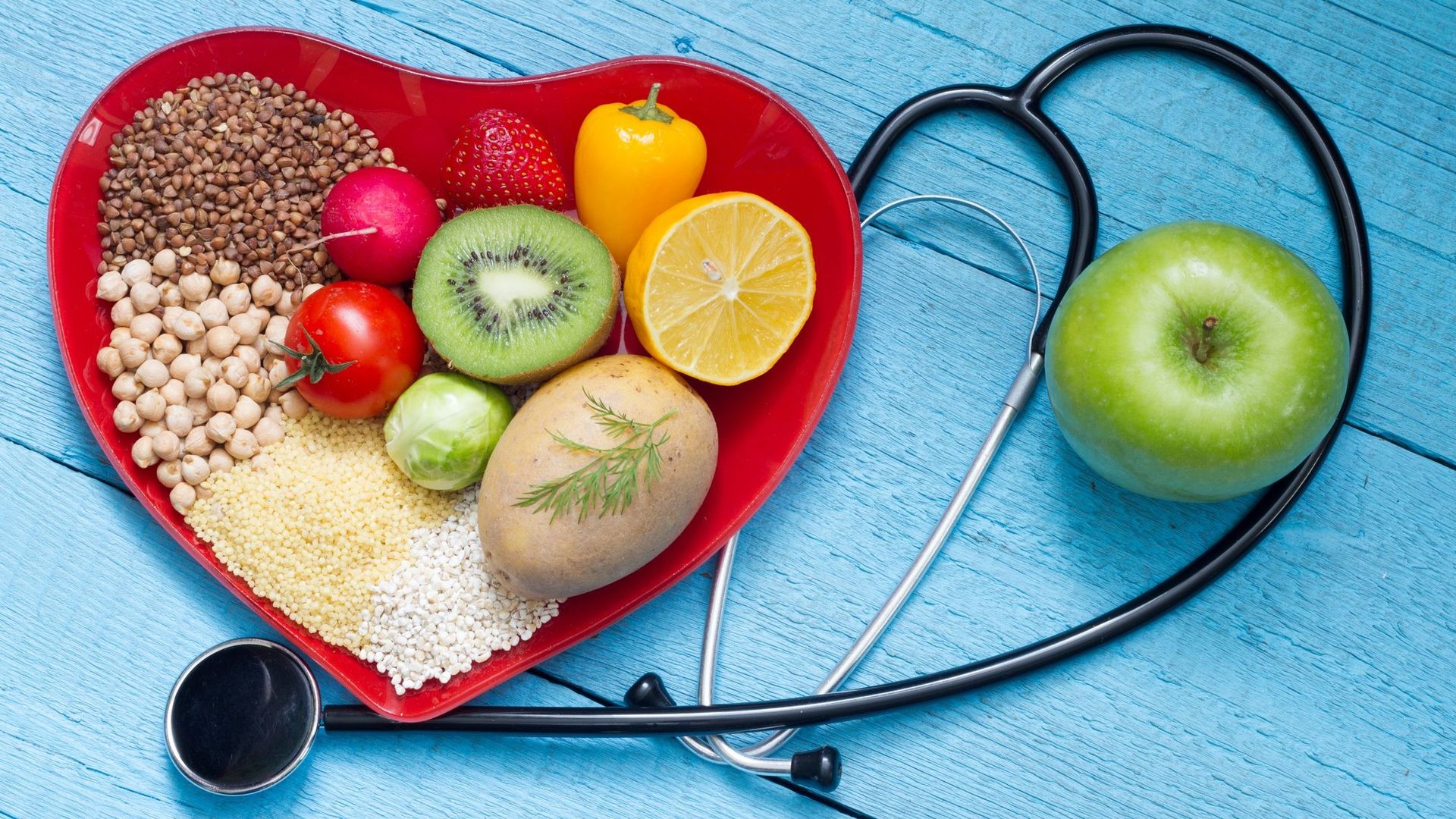 Quelle alimentation privilégier en cas de cholestérol ? - RTBF Actus