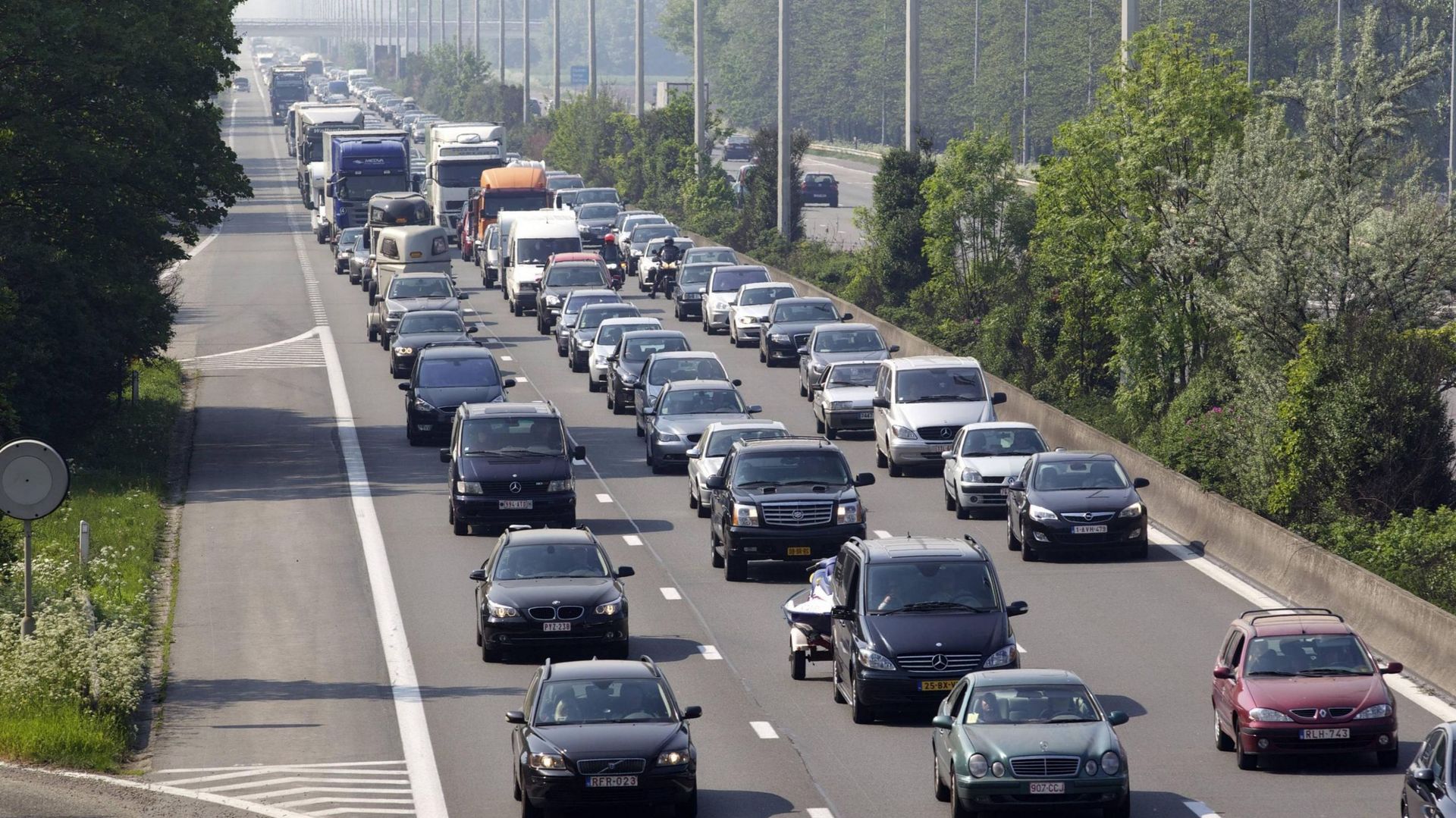 Trafic routier: les bouchons sur l'autoroute de la mer se sont résorbés