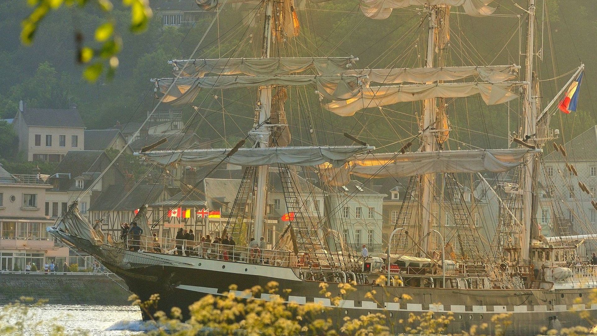 Tourisme : les plus beaux voiliers et navires du monde vont accoster à ...