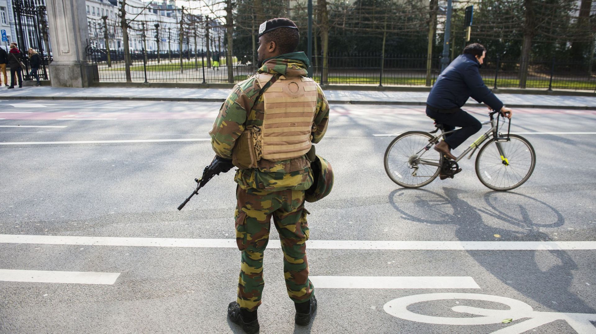 Les Belges souhaitent très majoritairement le maintien des militaires ...