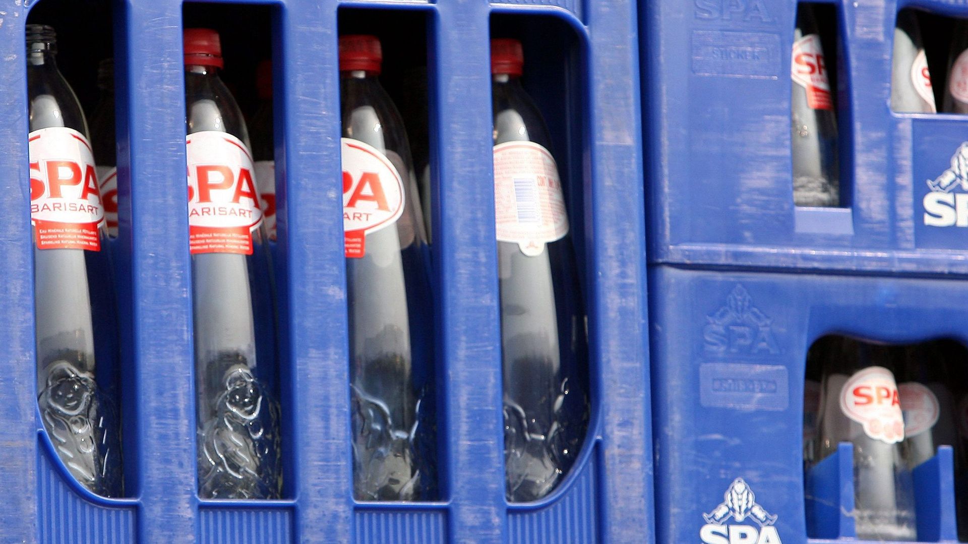 Spa-Monopole investit dans une nouvelle ligne de production - RTBF Actus