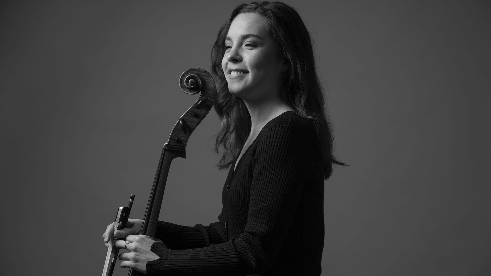 Stéphanie Huang remporte le poste de violoncelle solo de l’Orchestre de ...