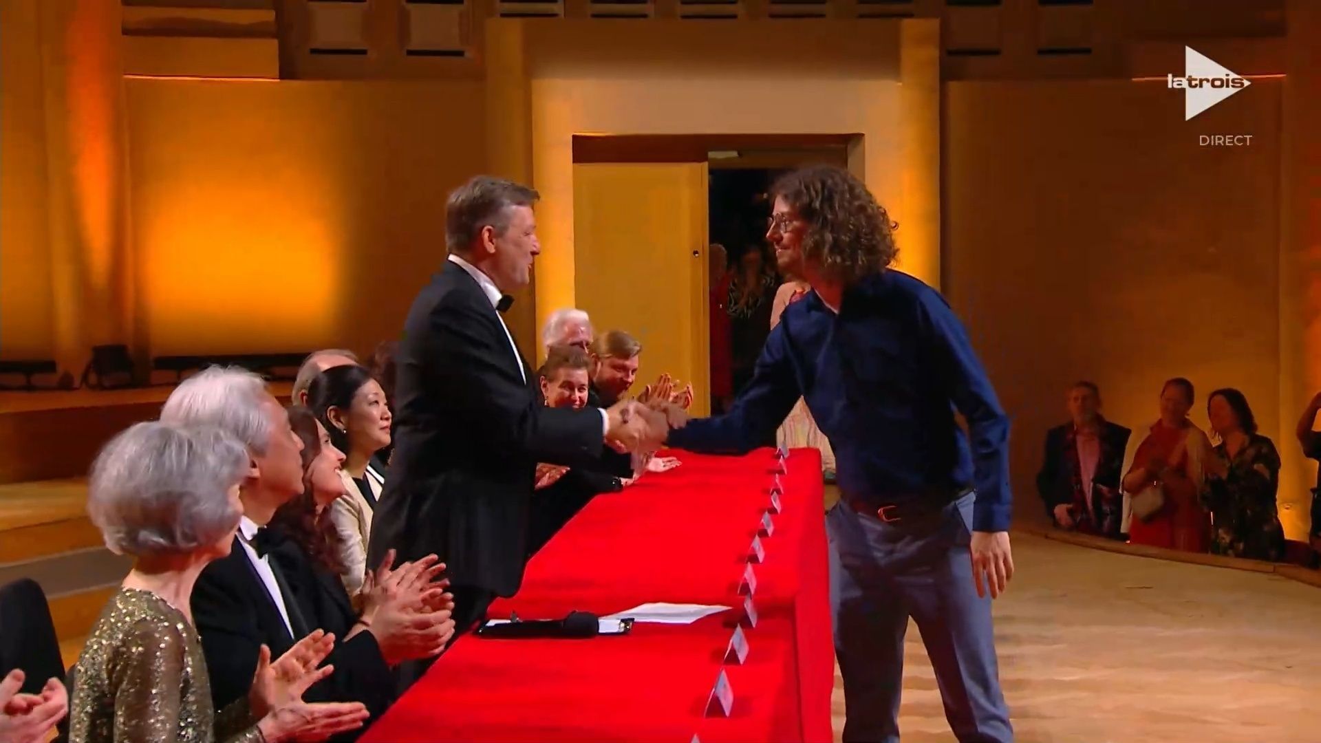 Le beau voyage de Valère Burnon, candidat belge au Concours Reine ...