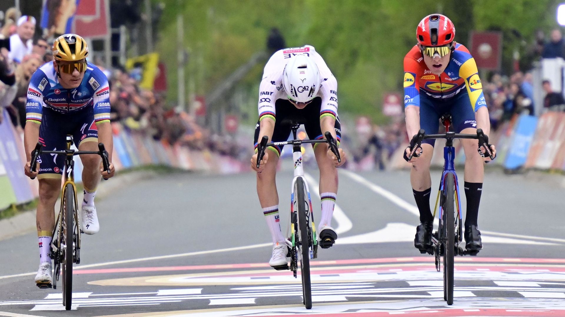 On a testé Tadaam, le modem à emporter partout… Ou presque - RTBF Actus