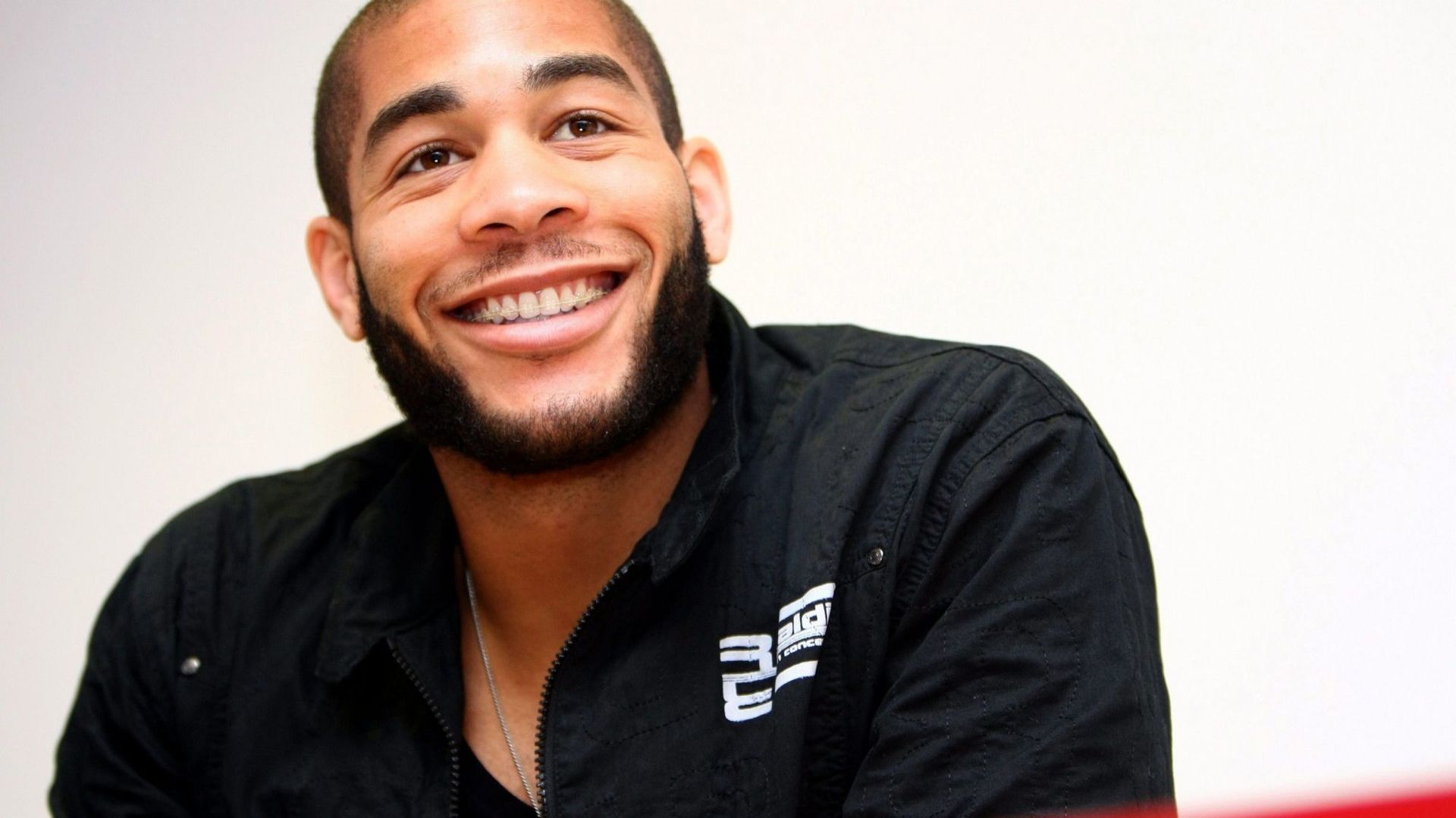 Onyewu s'engage avec l'AC Milan - rtbf.be