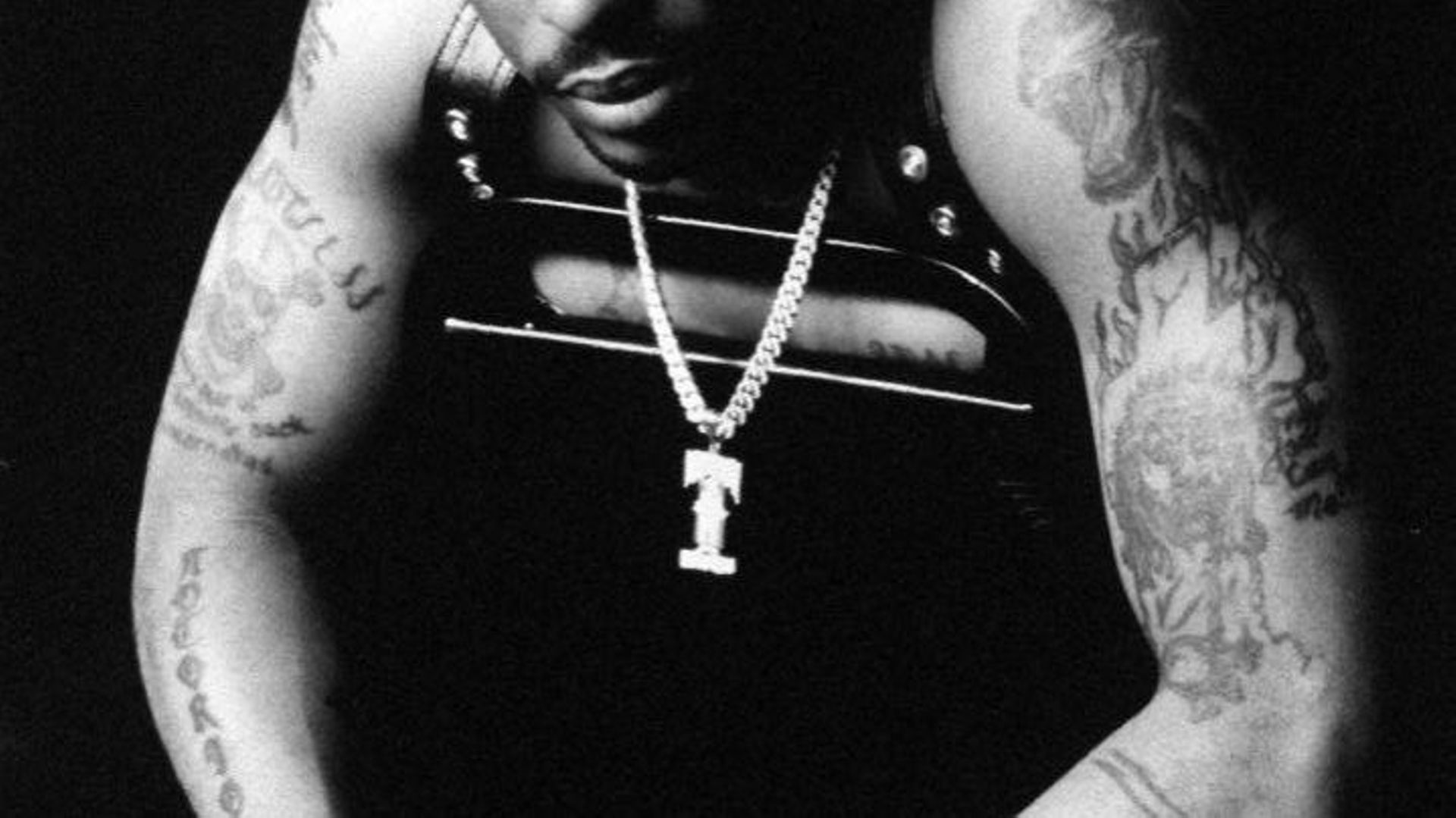 Vingt ans après sa mort, Tupac règne toujours en maître - RTBF Actus