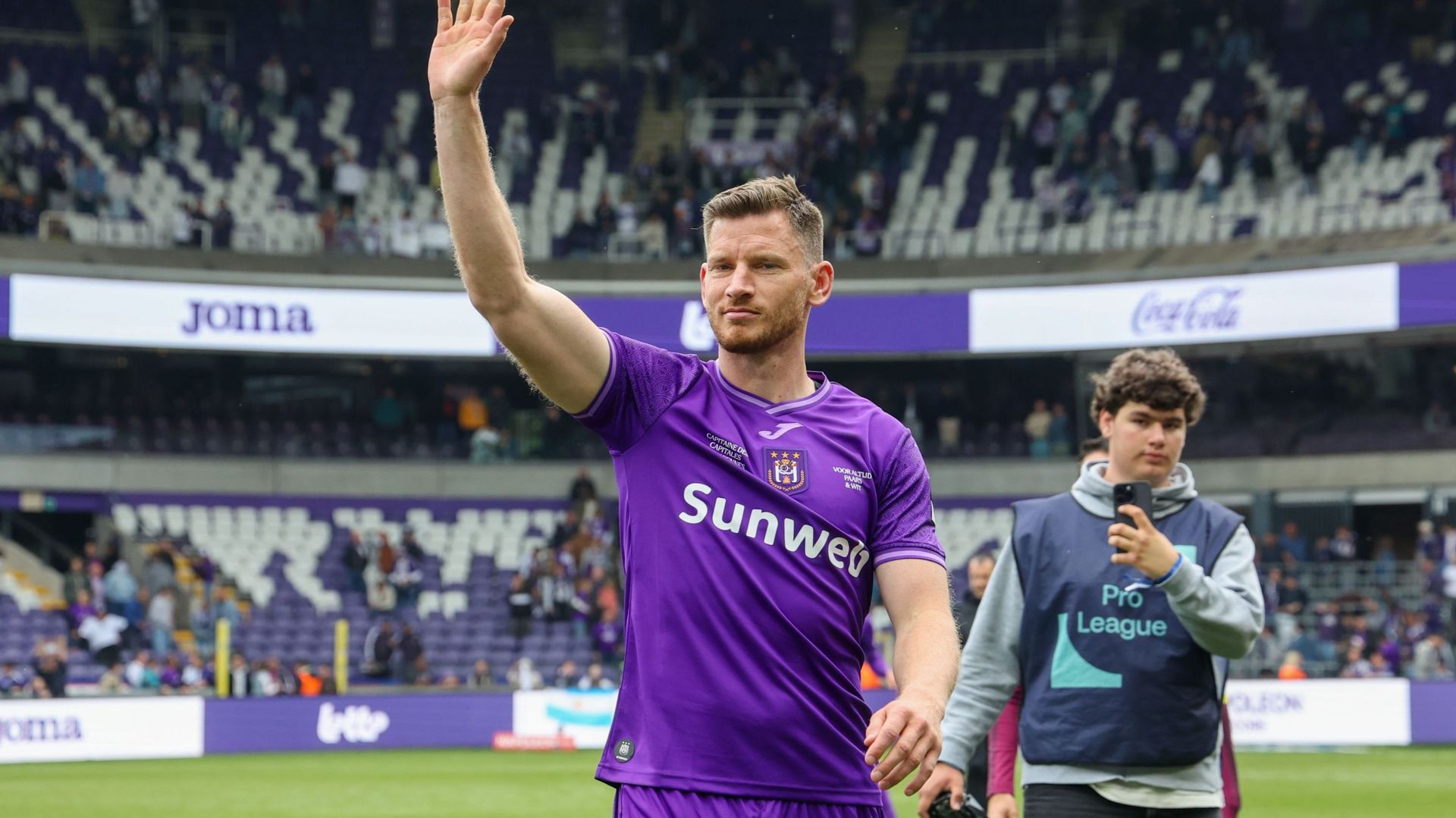Le Sporting d’Anderlecht investit un million d’euros pour une toute nouvelle pelouse 'hybride ...