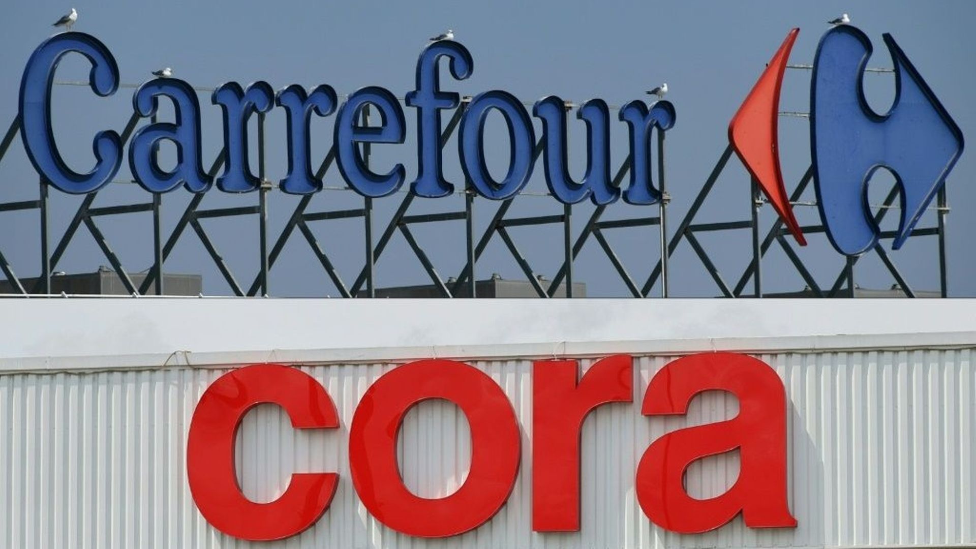 Action chez Cora : le personnel de Rocourt se dit inquiet - RTBF Actus