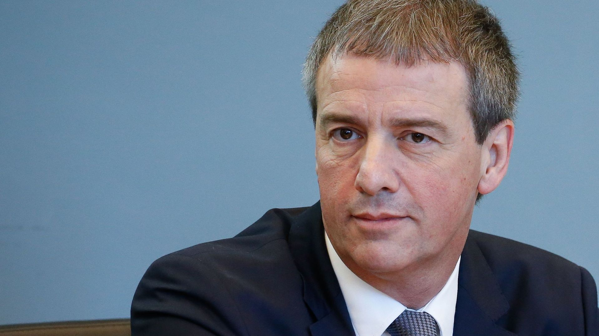 Seul, à pied : la sortie de prison de Stéphane Moreau en images (photos ...