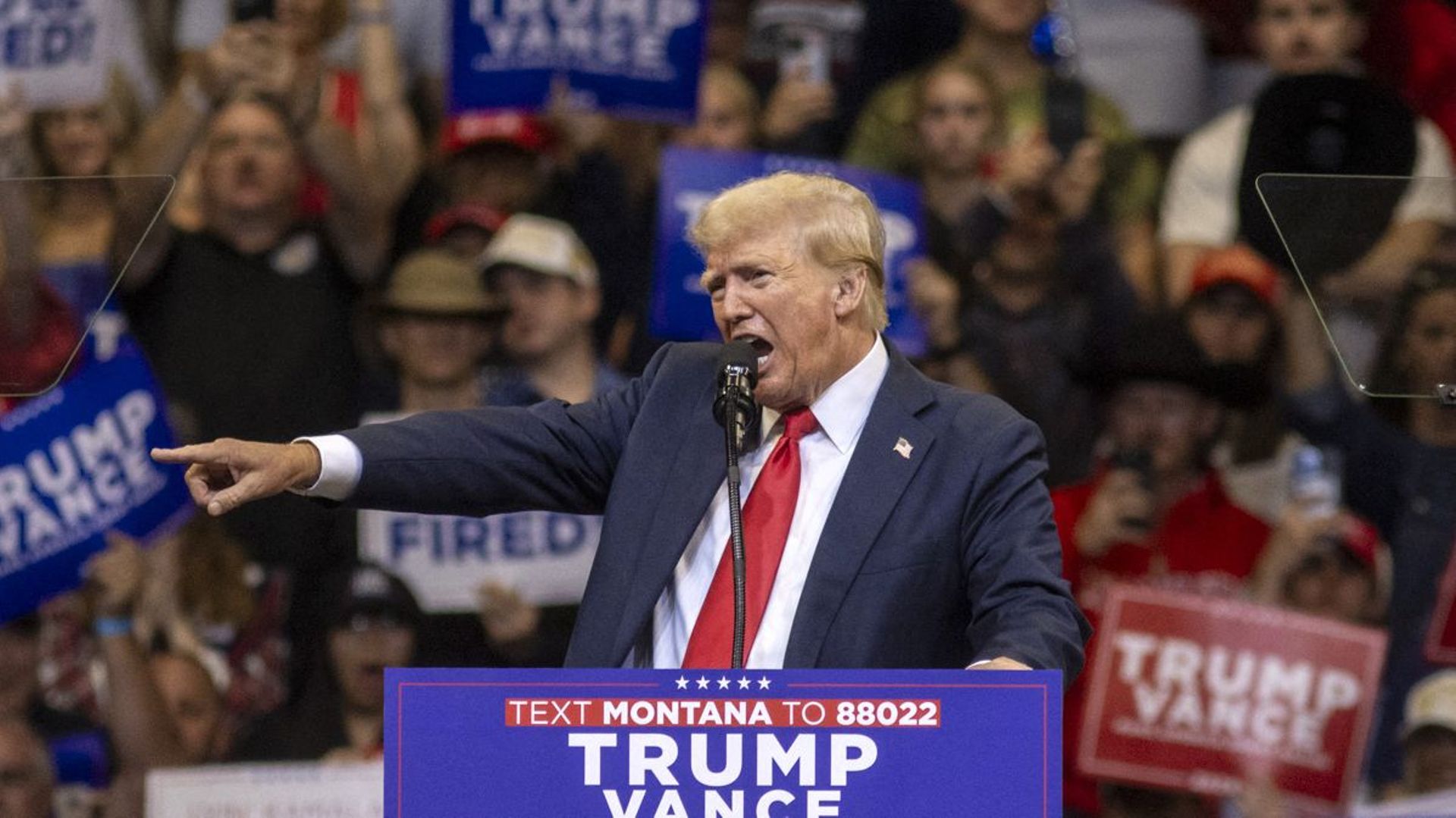 États-Unis : la sélection du jury au procès Trump reprend, une jurée jette l'éponge - RTBF Actus