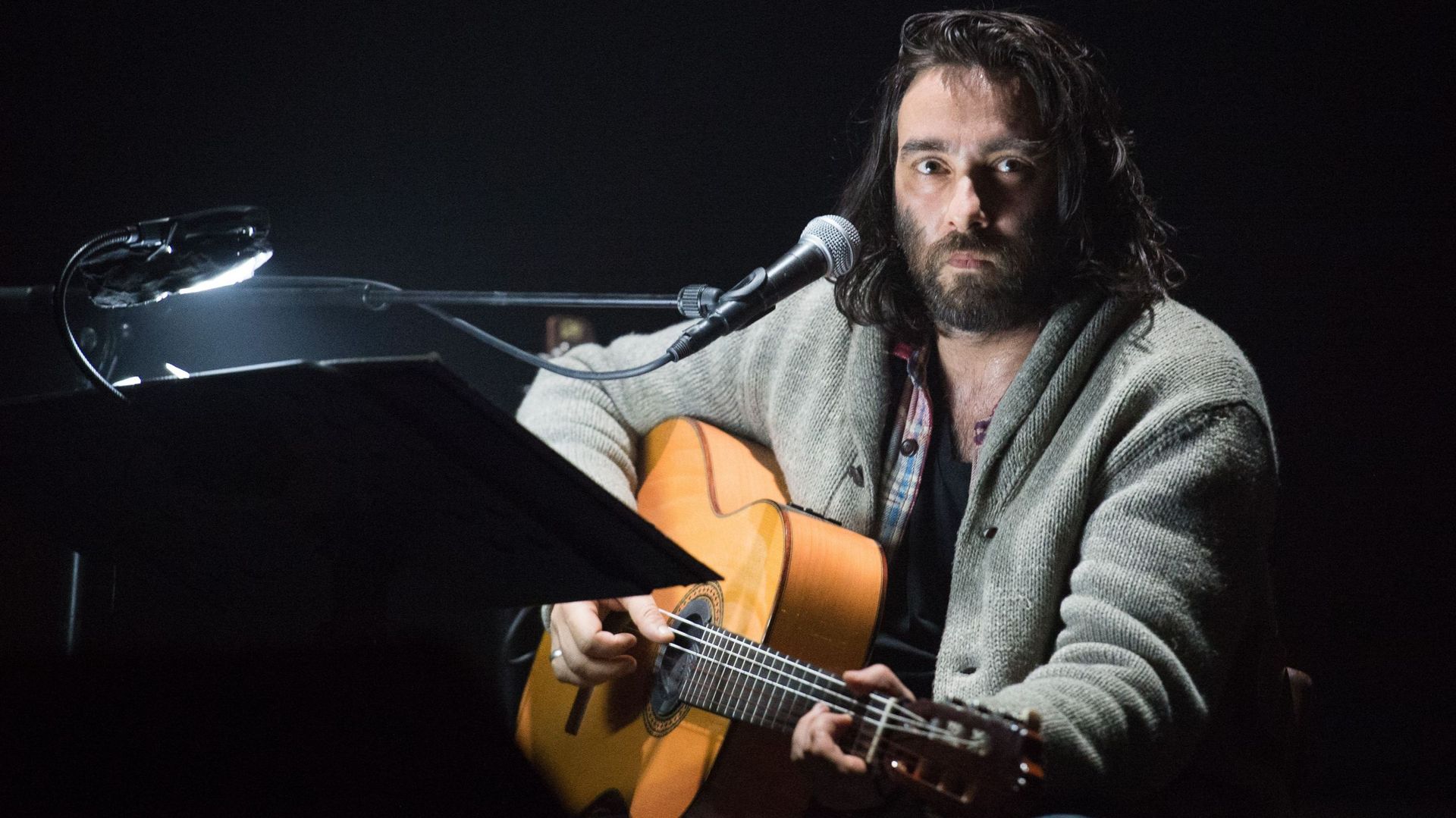 Les vinyles fantômes de Damien Saez - RTBF Actus