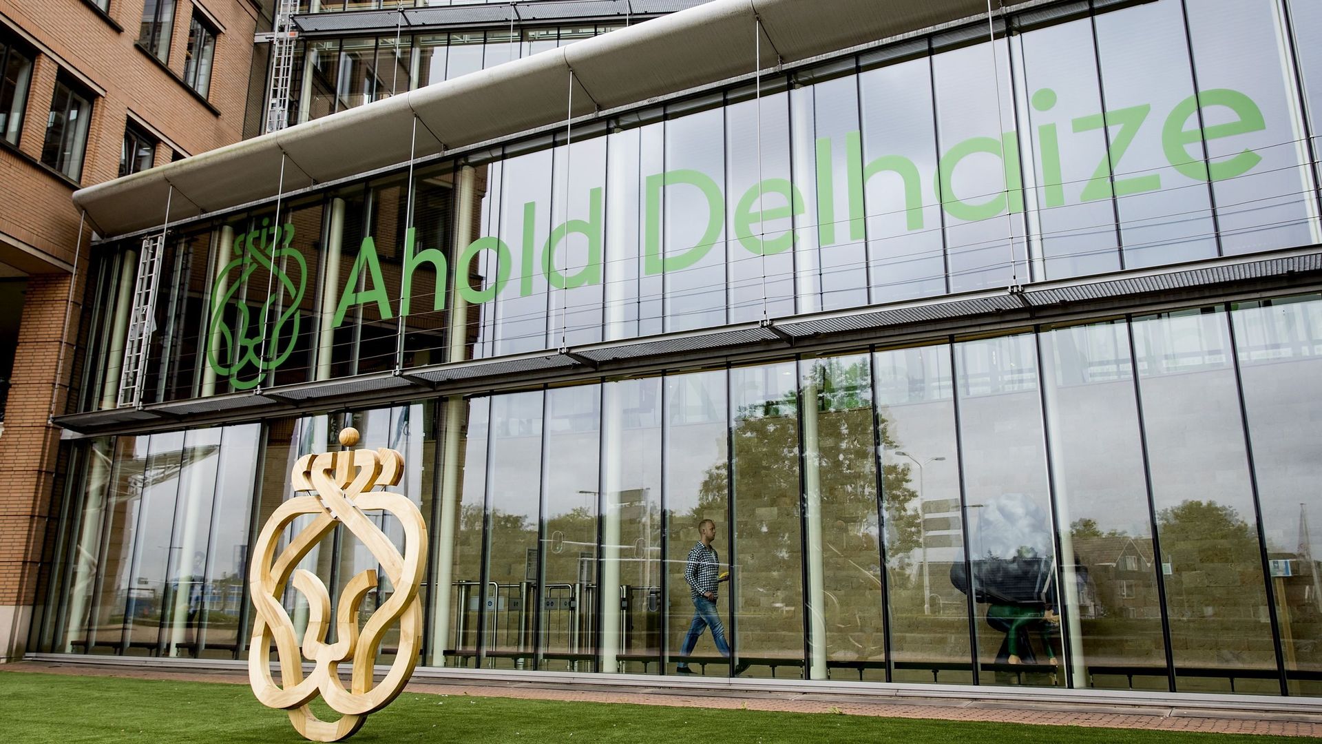 L'ancien patron de Delhaize Frans Muller deviendra CEO de Ahold ...