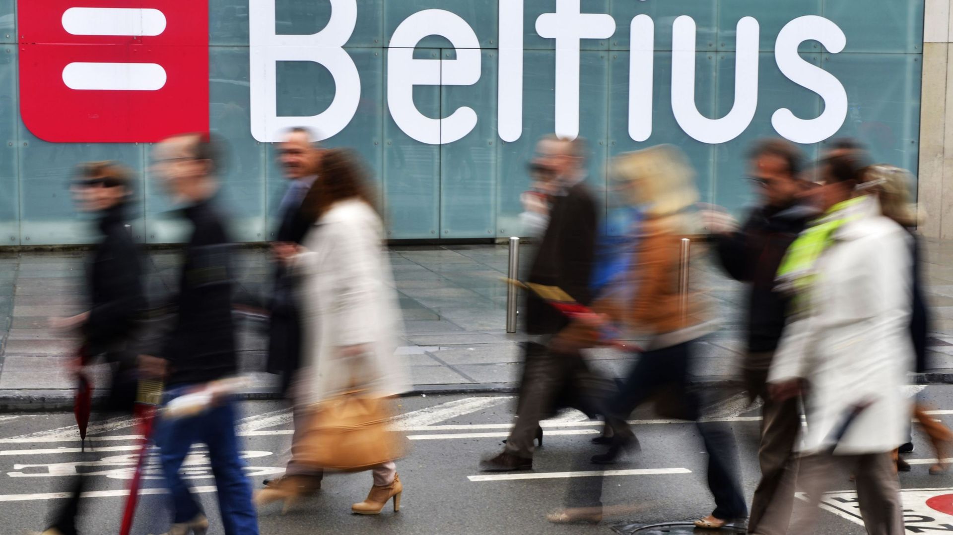 Le Fonds bruxellois du logement réclame 16 millions d'euros à Belfius ...