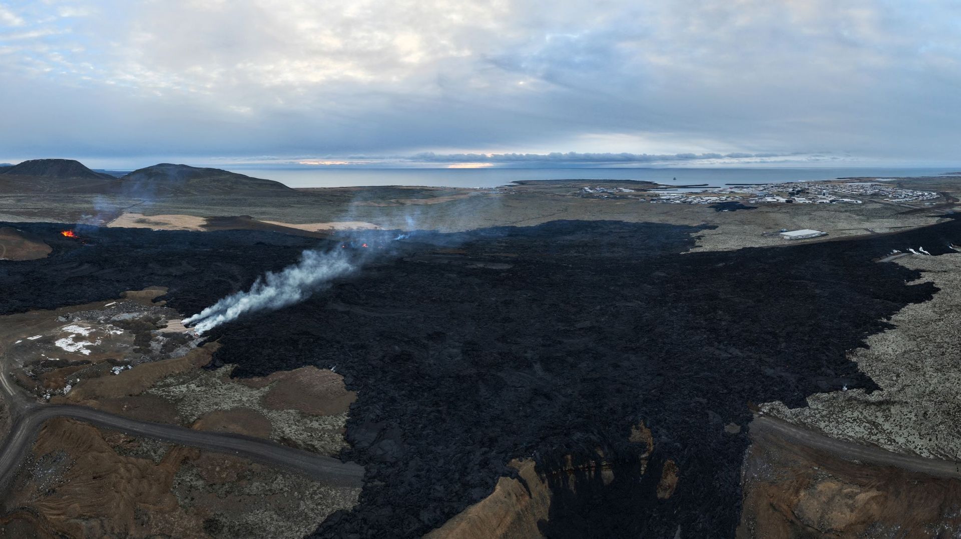 Sous Grindavik, en Islande, le magma s’élève… Ça chauffe, et ça ...