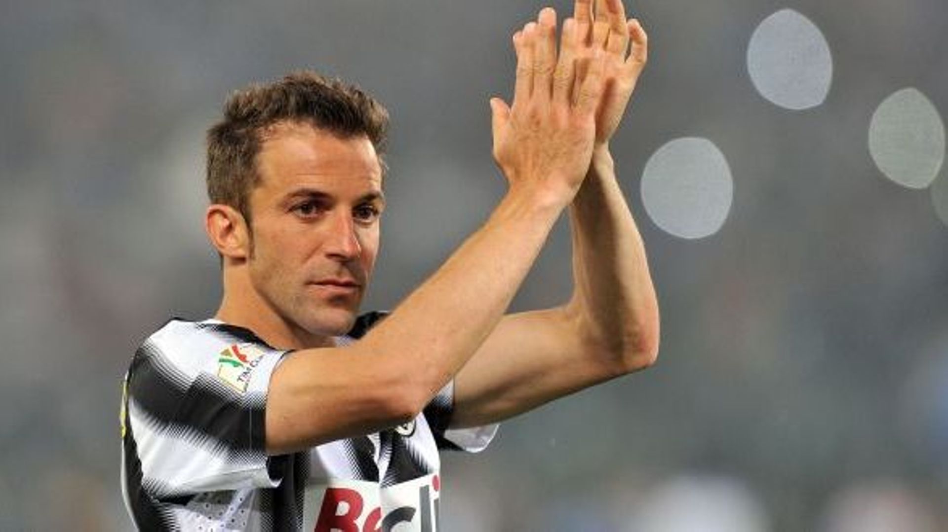 Alessandro Del Piero signe à Sydney - RTBF Actus