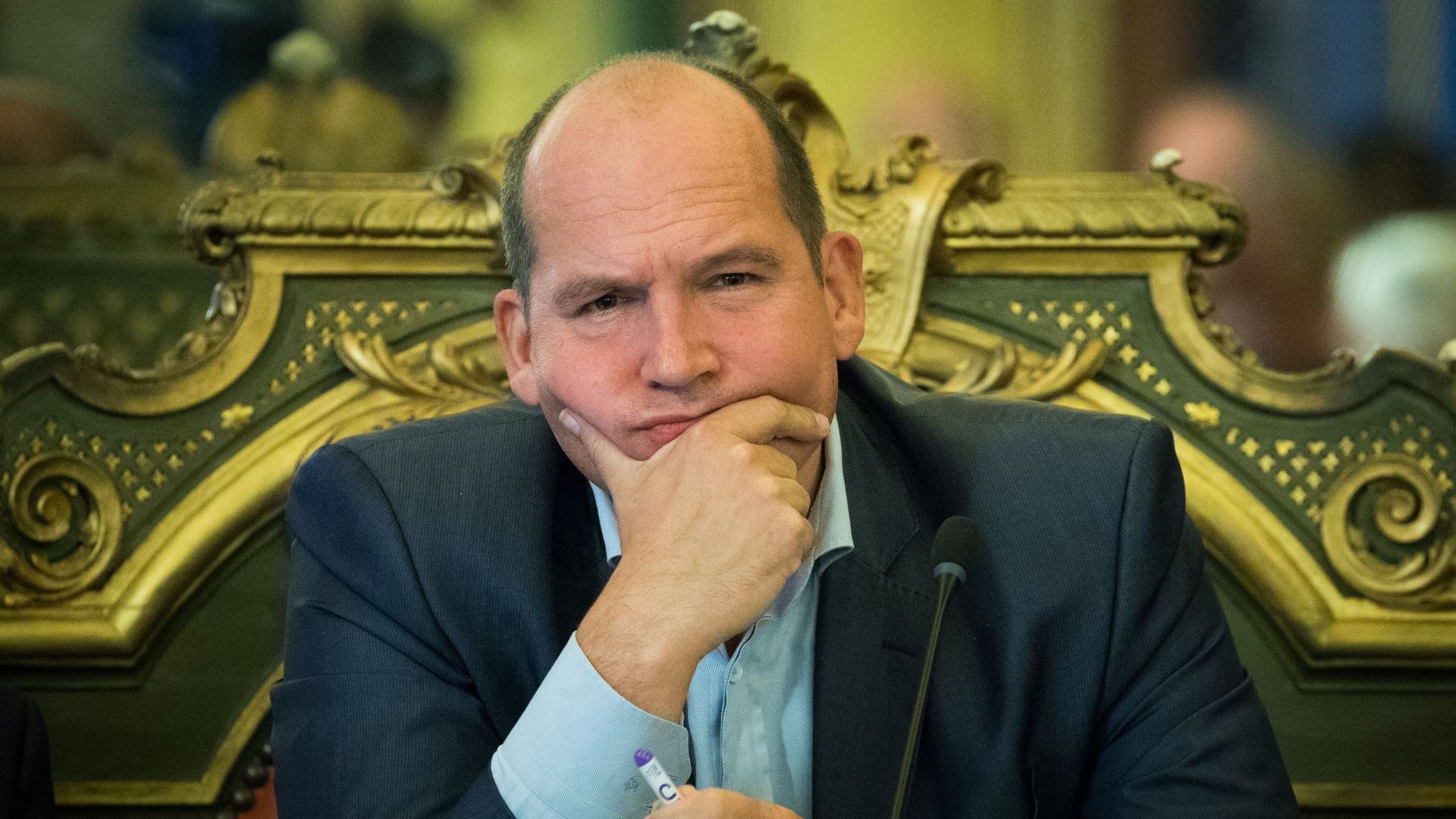 Philippe Close interdit une manifestation de l'extrême droite contre ...