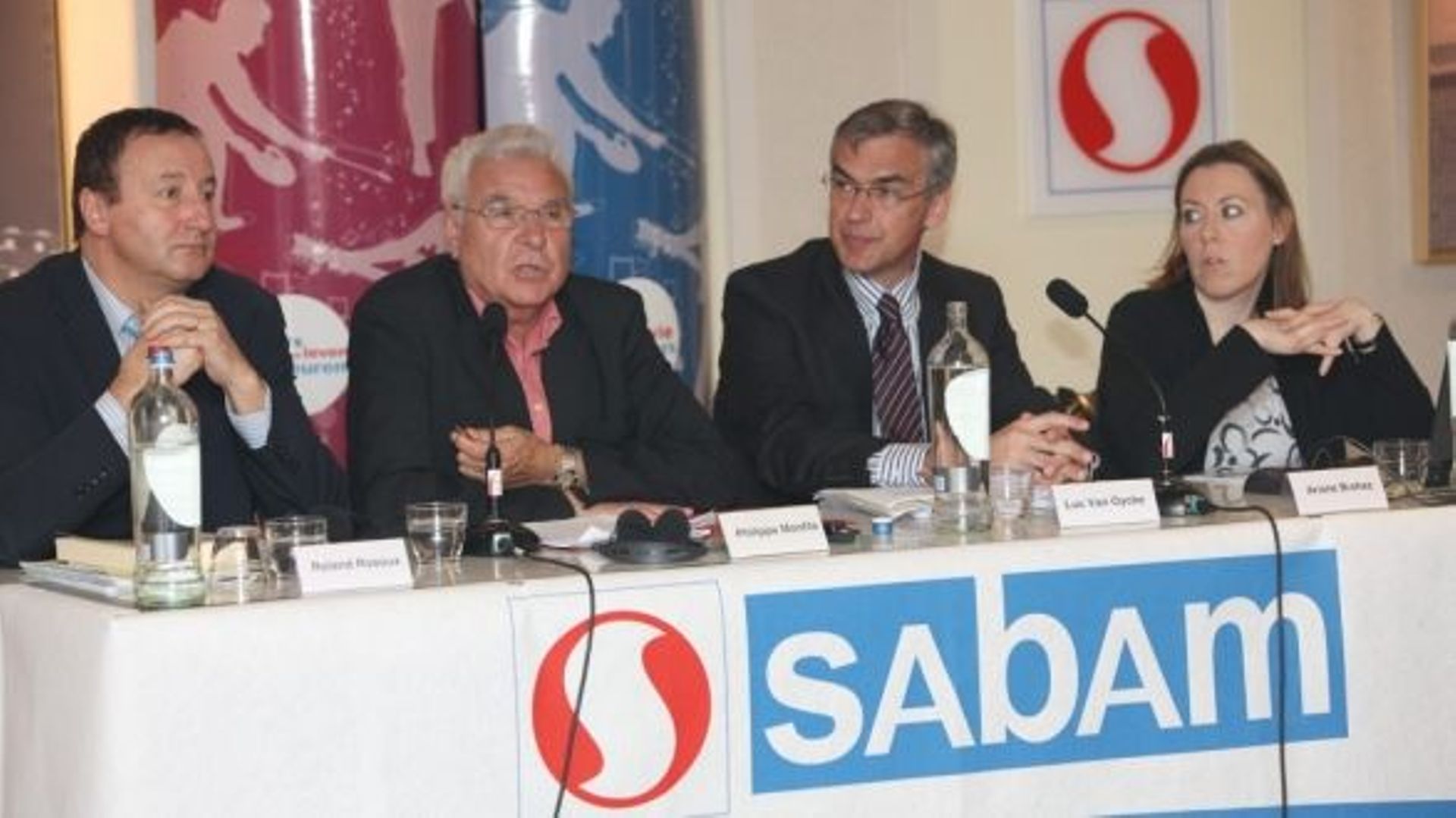 Téléchargement: la SABAM ne veut pas d'une licence légale - RTBF Actus