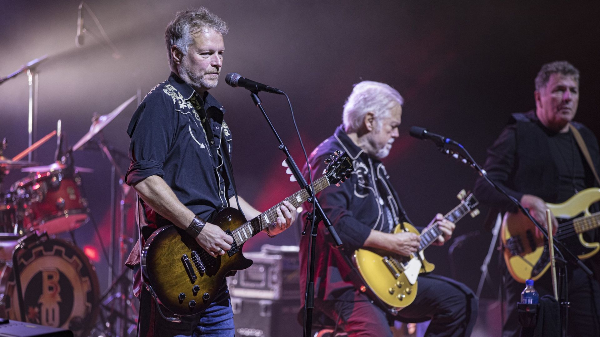 Bachman-Turner Overdrive sort son premier titre en 25 ans avec Neil ...
