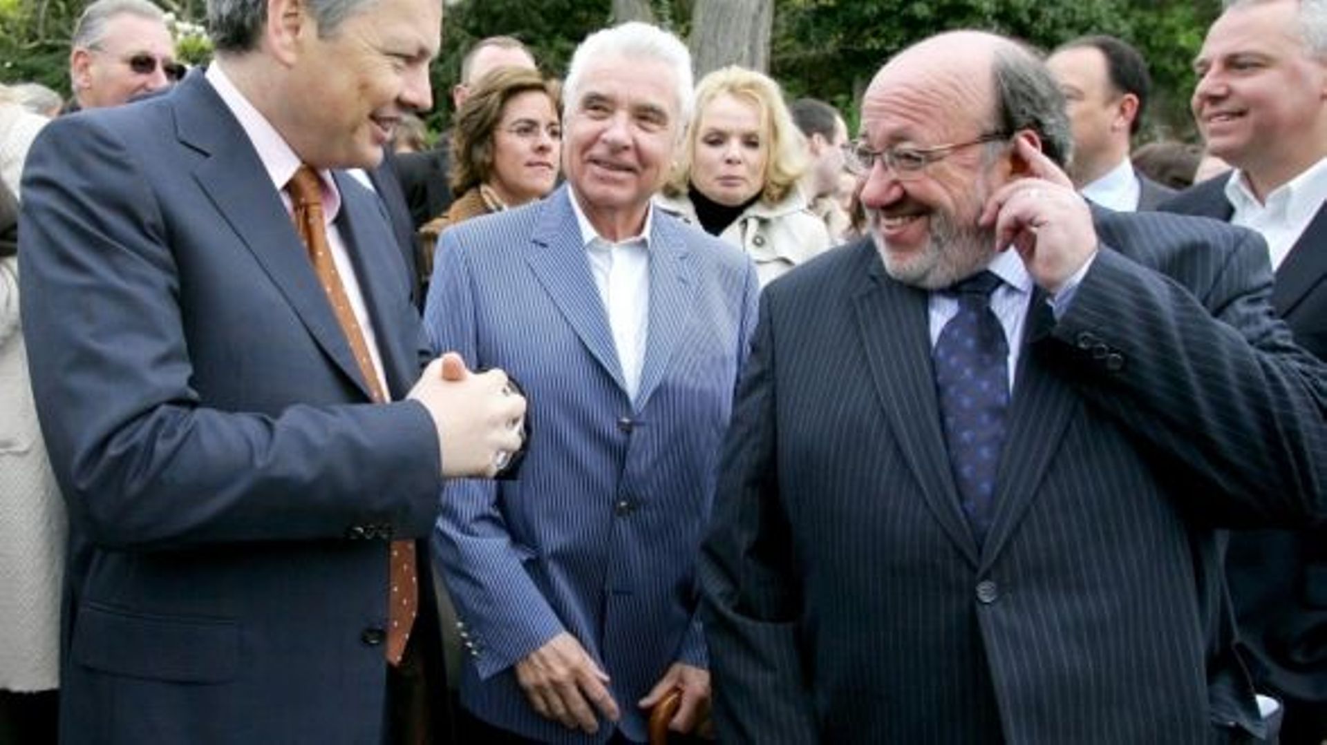 Liège: D. Reynders tire une liste poussée par P. Monfils - rtbf.be