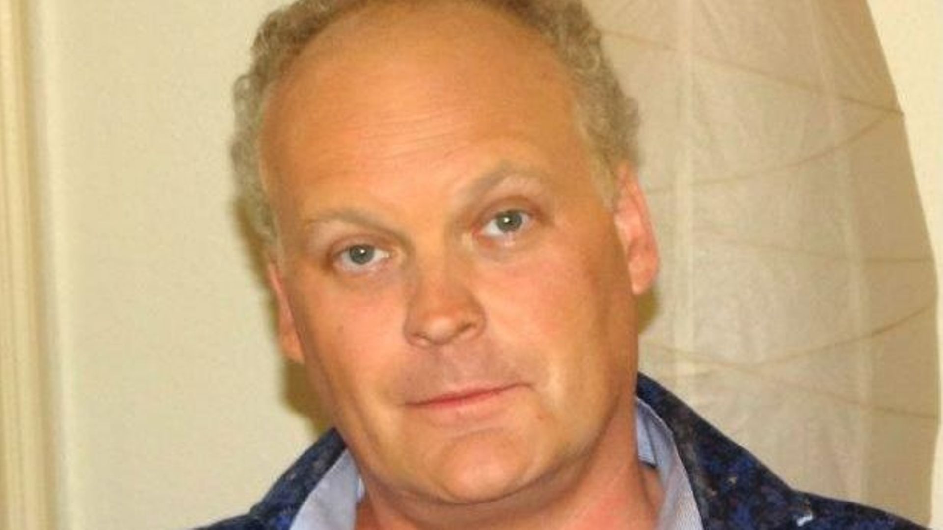 Livrés à domicile (2013/19) - Patrick Mc Guinness - RTBF Actus