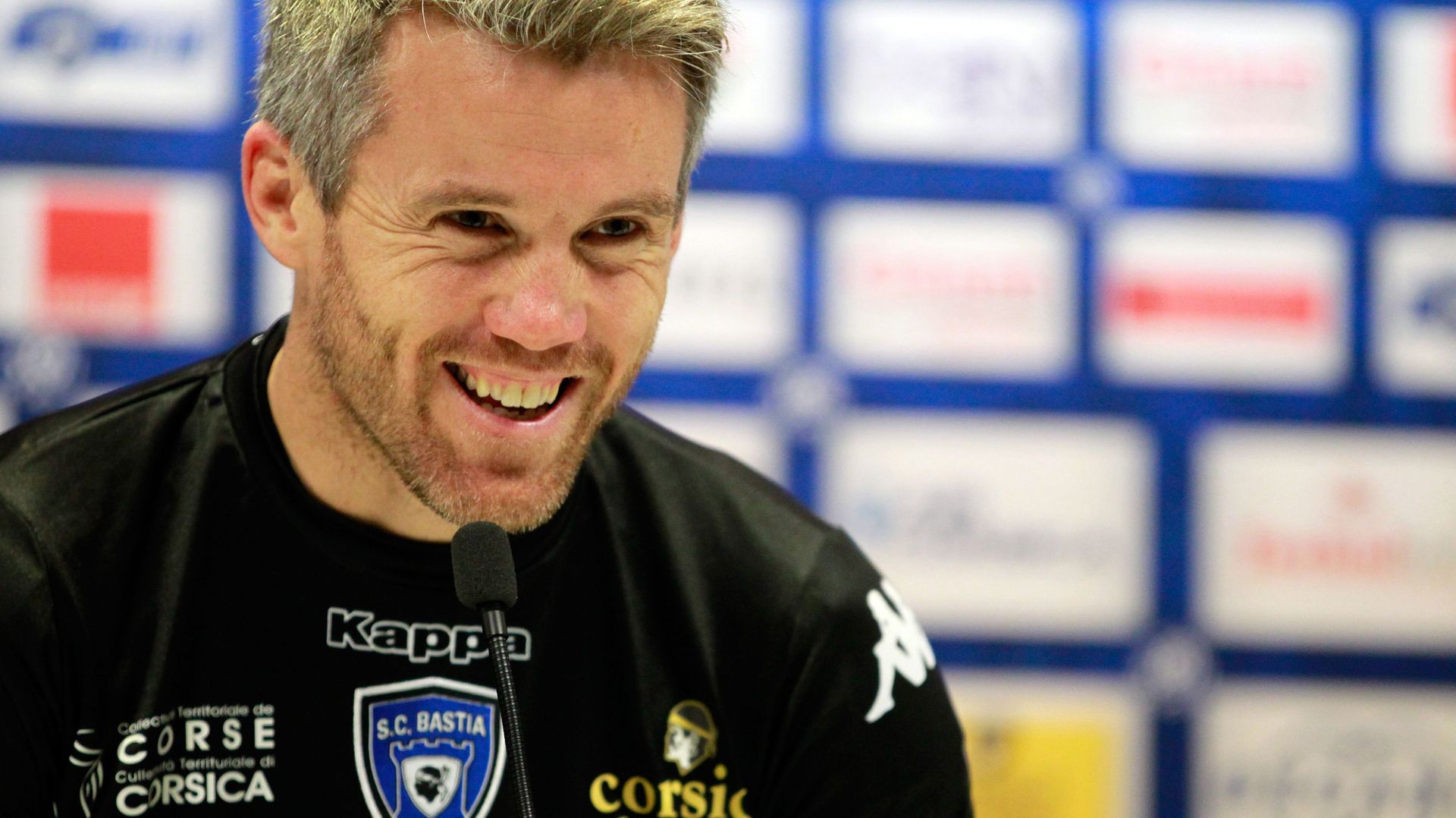 Landreau dispute son 603e match et détient seul le record - RTBF Actus